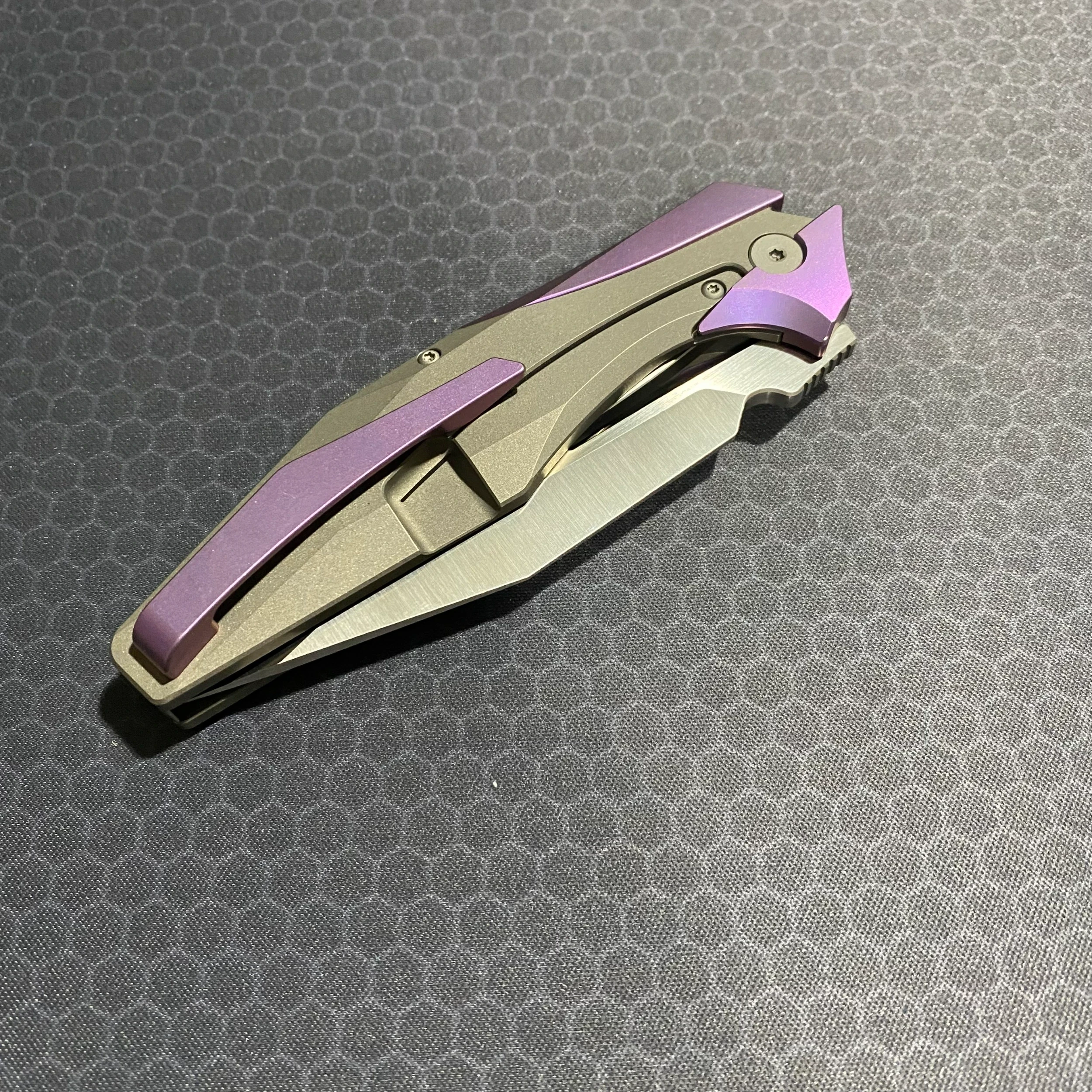 Bladebinge - Arcane Design x Isham Bladeworks PLEXUS - Purple / Satin ...
