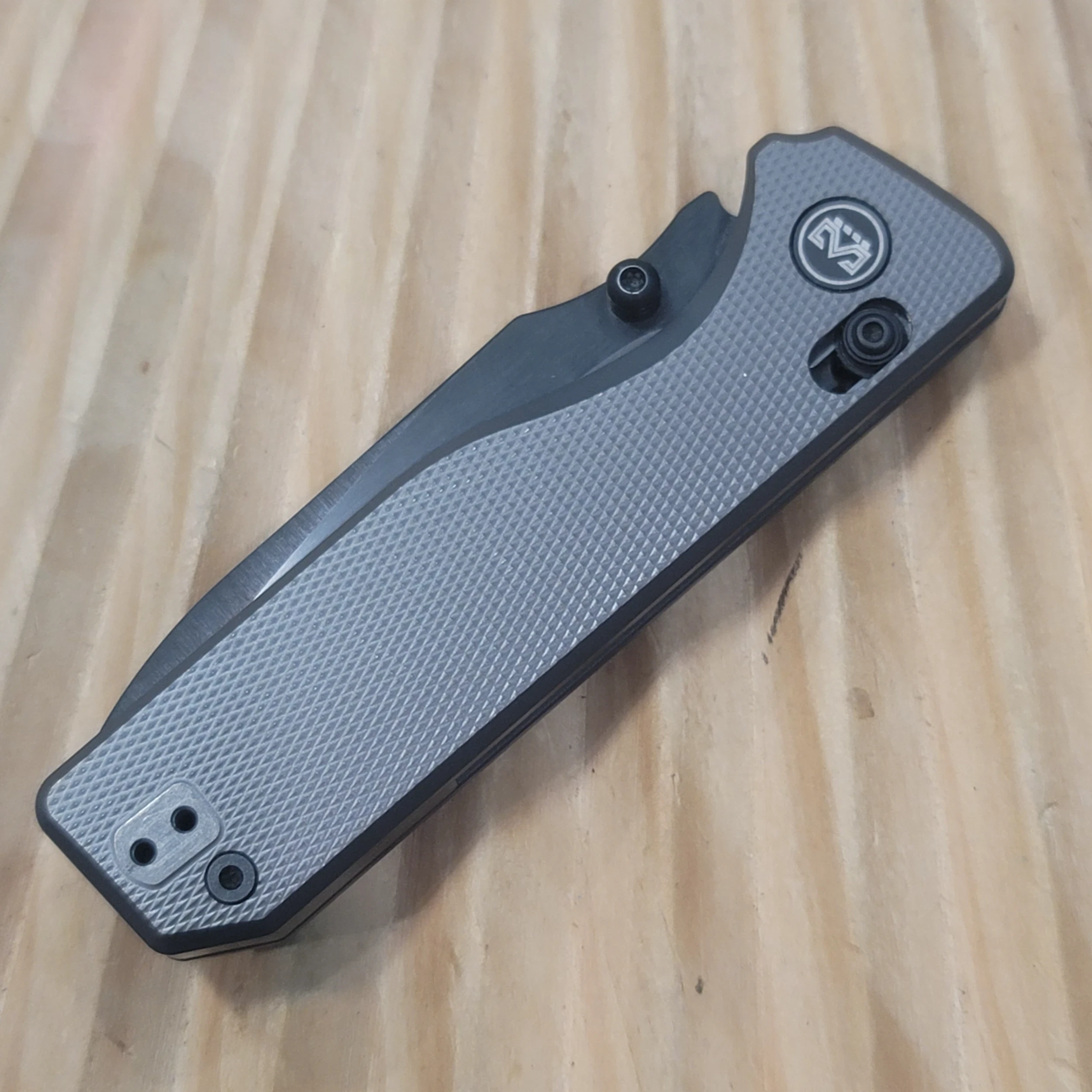 Bladebinge - Miguron Vane II DLC Over belt satin M390 PVD Titanium