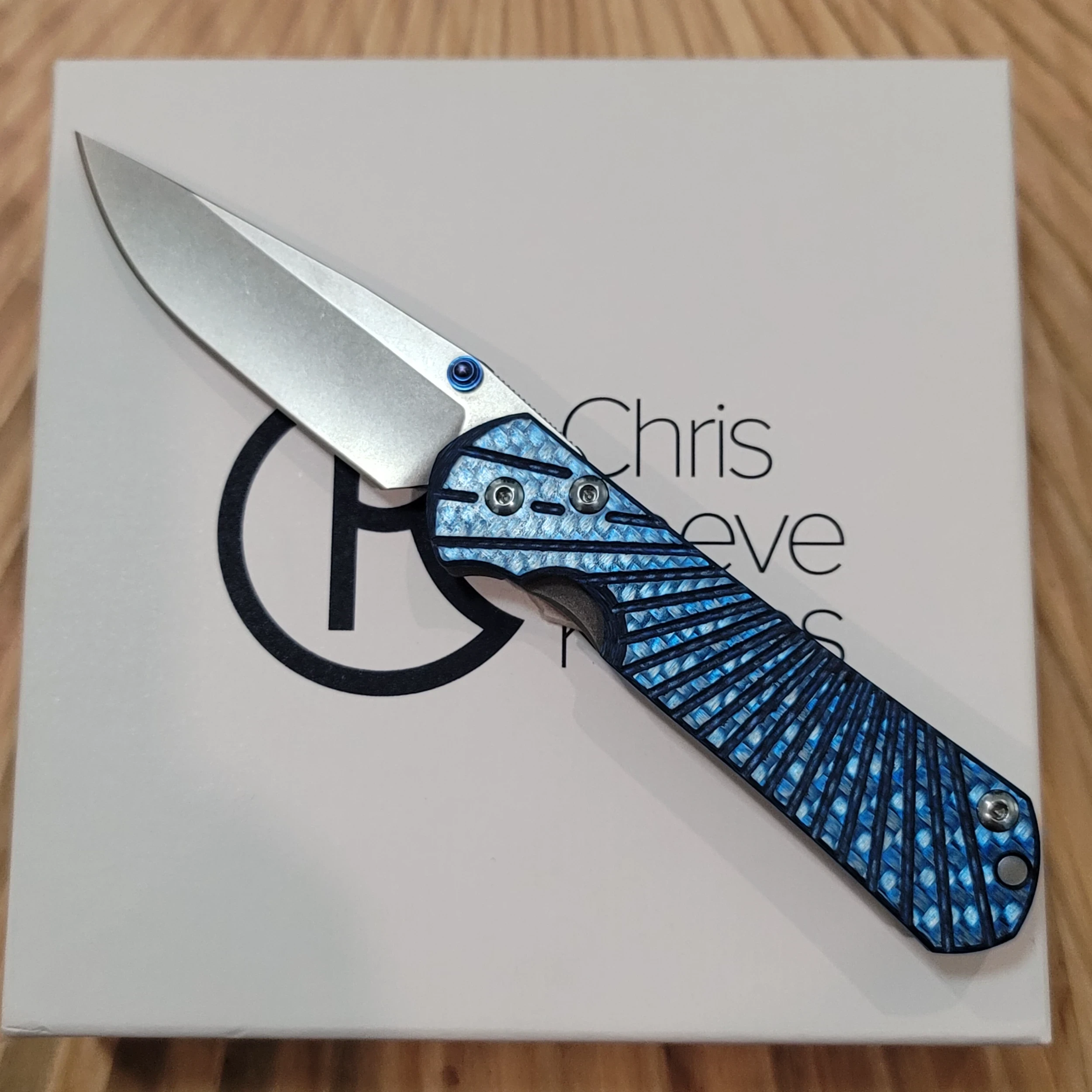 Bladebinge - Chris Reeve Knives Small Sabenza Magnacut, Blue Twill CF ...