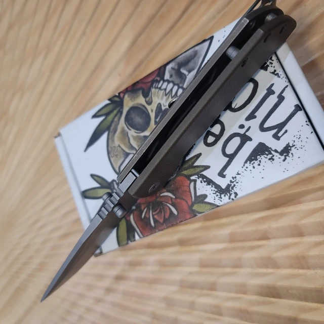 Bladebinge - Mcnees PM Mac 2 3.5 G2 F Atomic Green Micarta / USA Flag + LNW