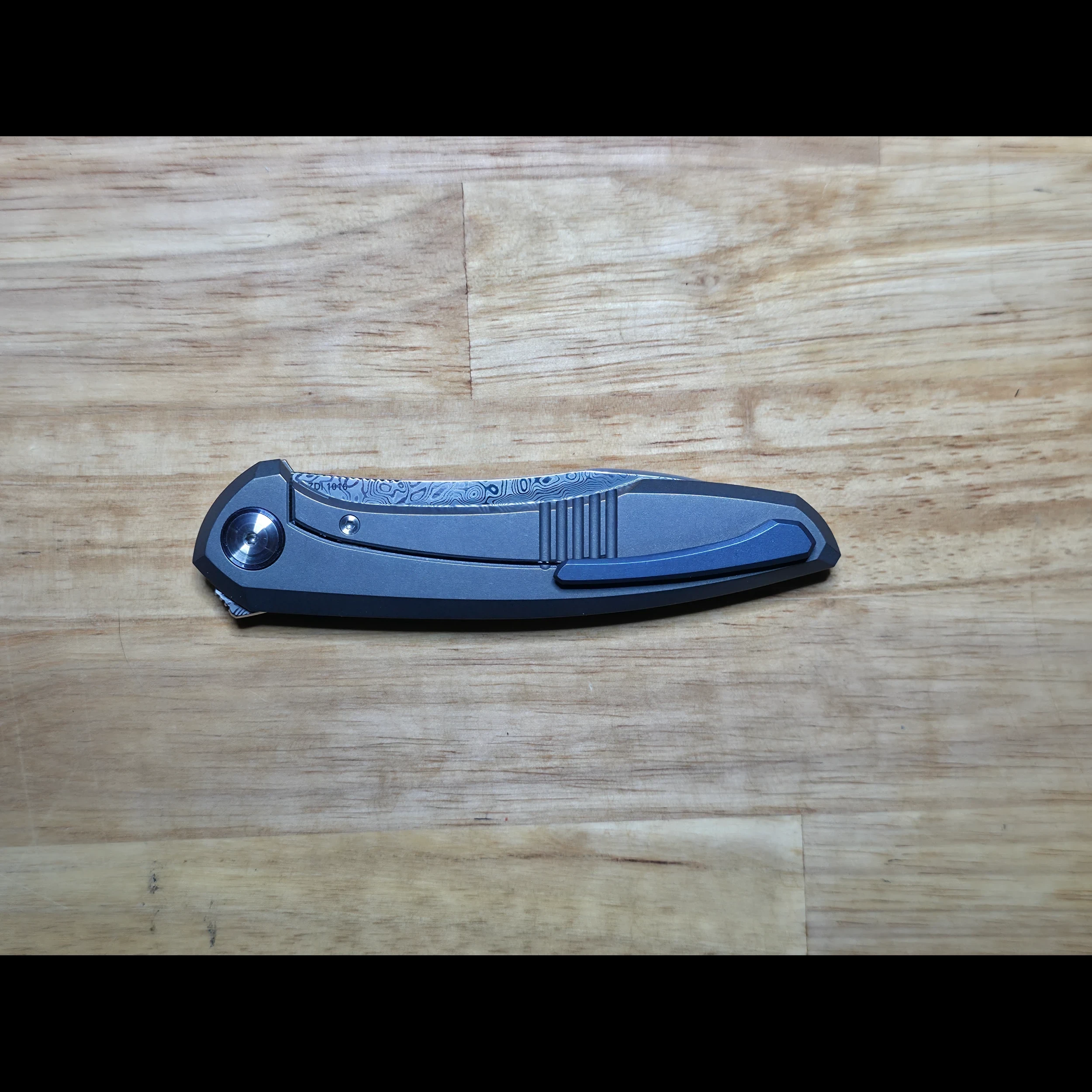 Bladebinge - Alexander Cherburkov - Russian. Custom Flipper Knife ...