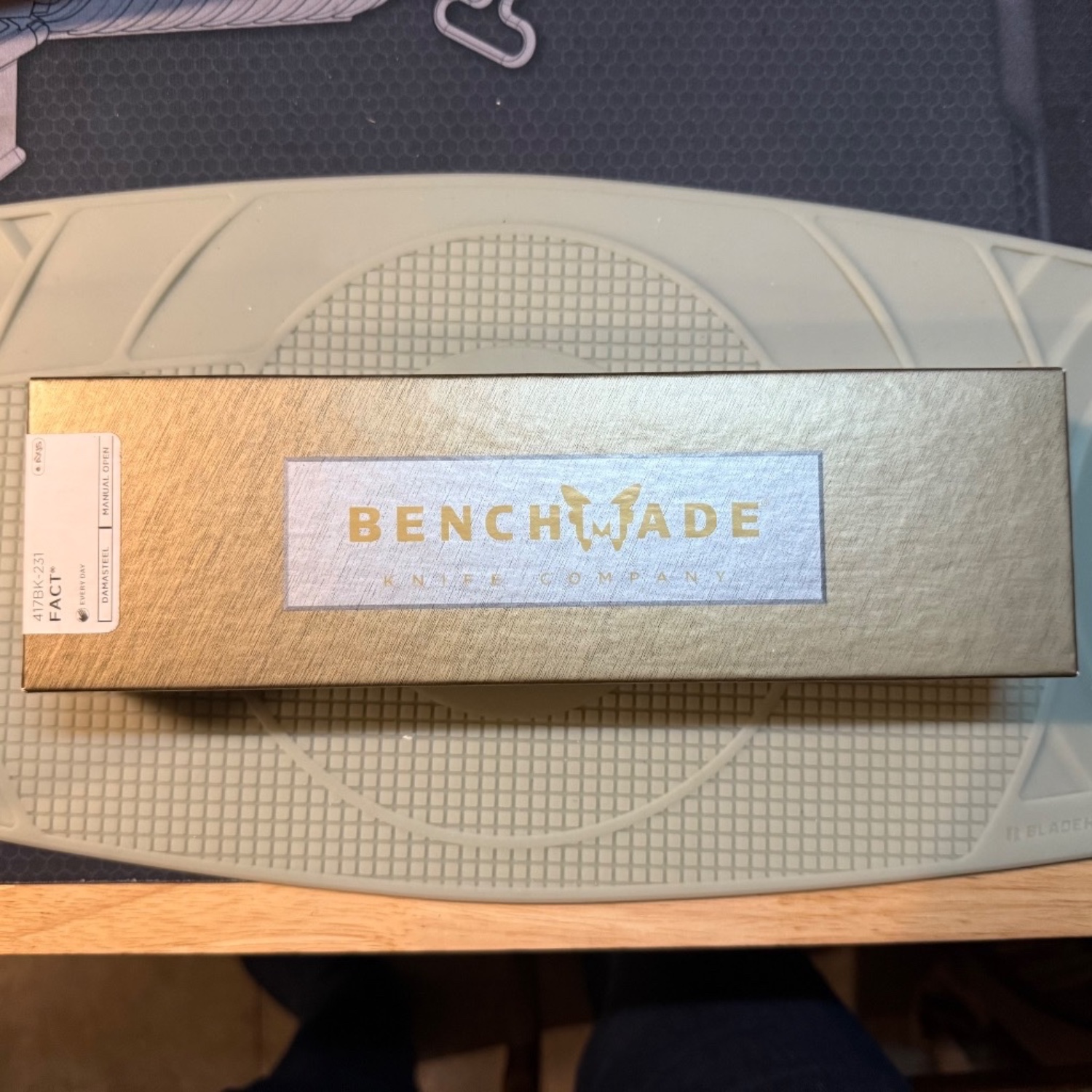 Bladebinge - Benchmade Gold Class FACT (black and gold)