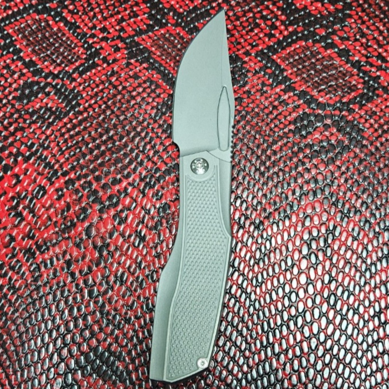 Bladebinge - Prince Customs Protean Knurled