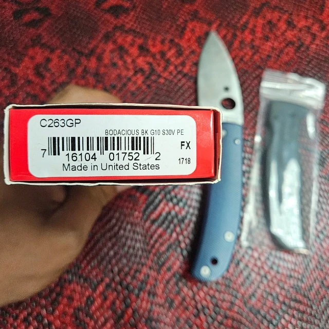 Bladebinge - Spyderco Bodacious AWT scales
