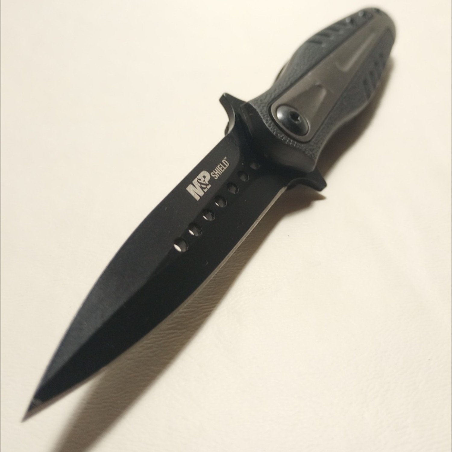 Bladebinge - **BUDGET DEAL** Smith & Wesson M&P Shield DAGGER ...