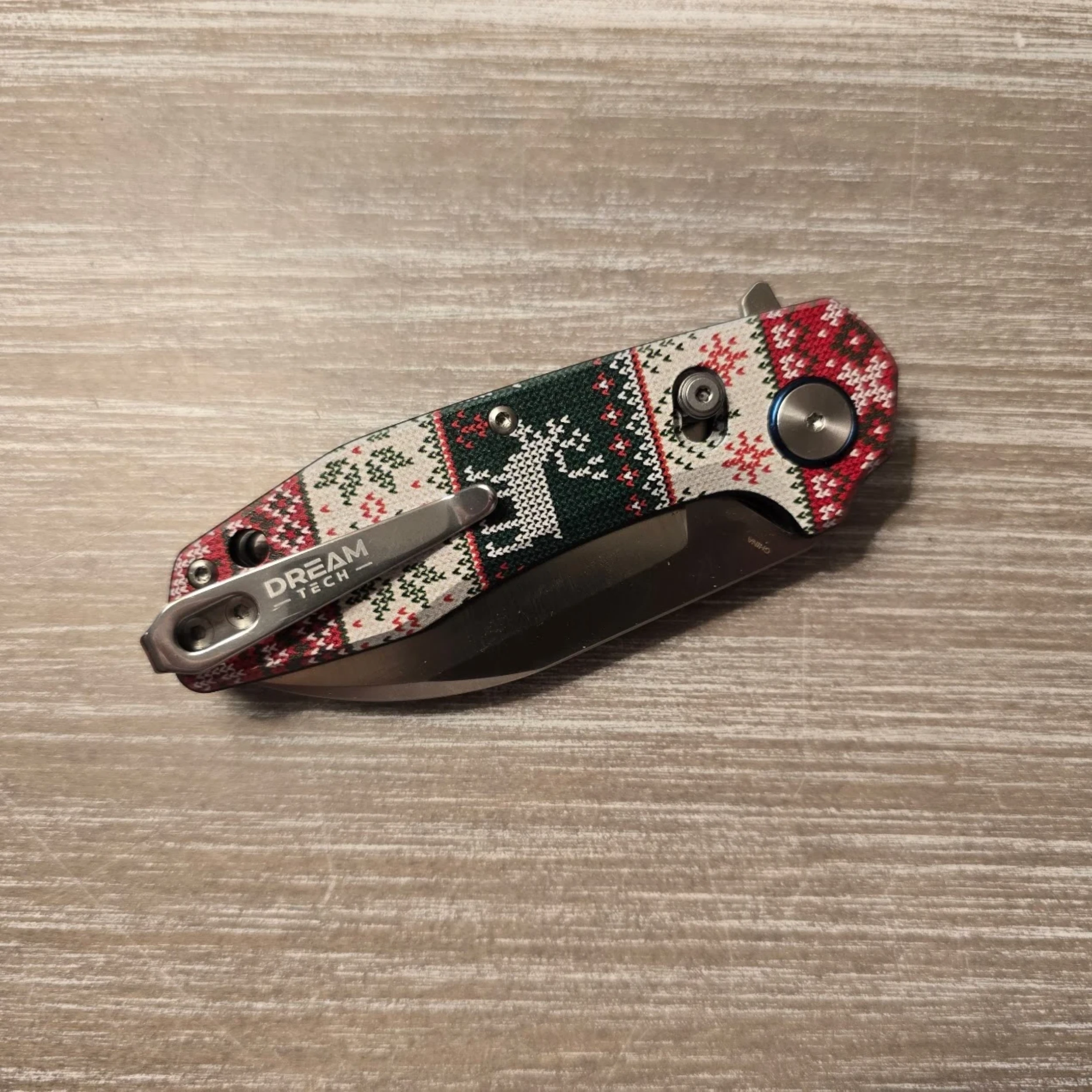 Bladebinge - DREAMTECH Ugly Sweater Christmas D2 Blade Striped G10 ...