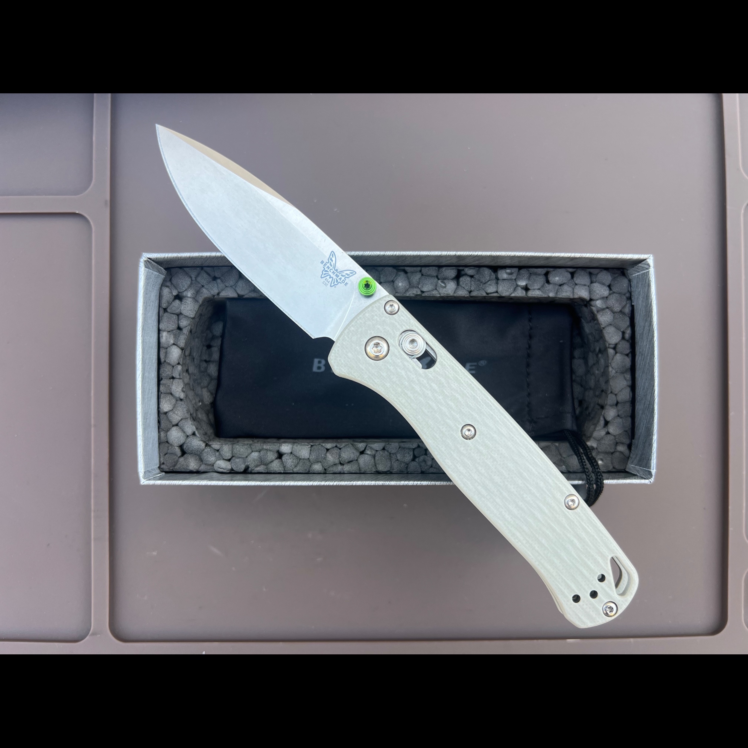 Bladebinge - Benchmade Bugout Gray G-10 20cv BladeHQ Exclusive