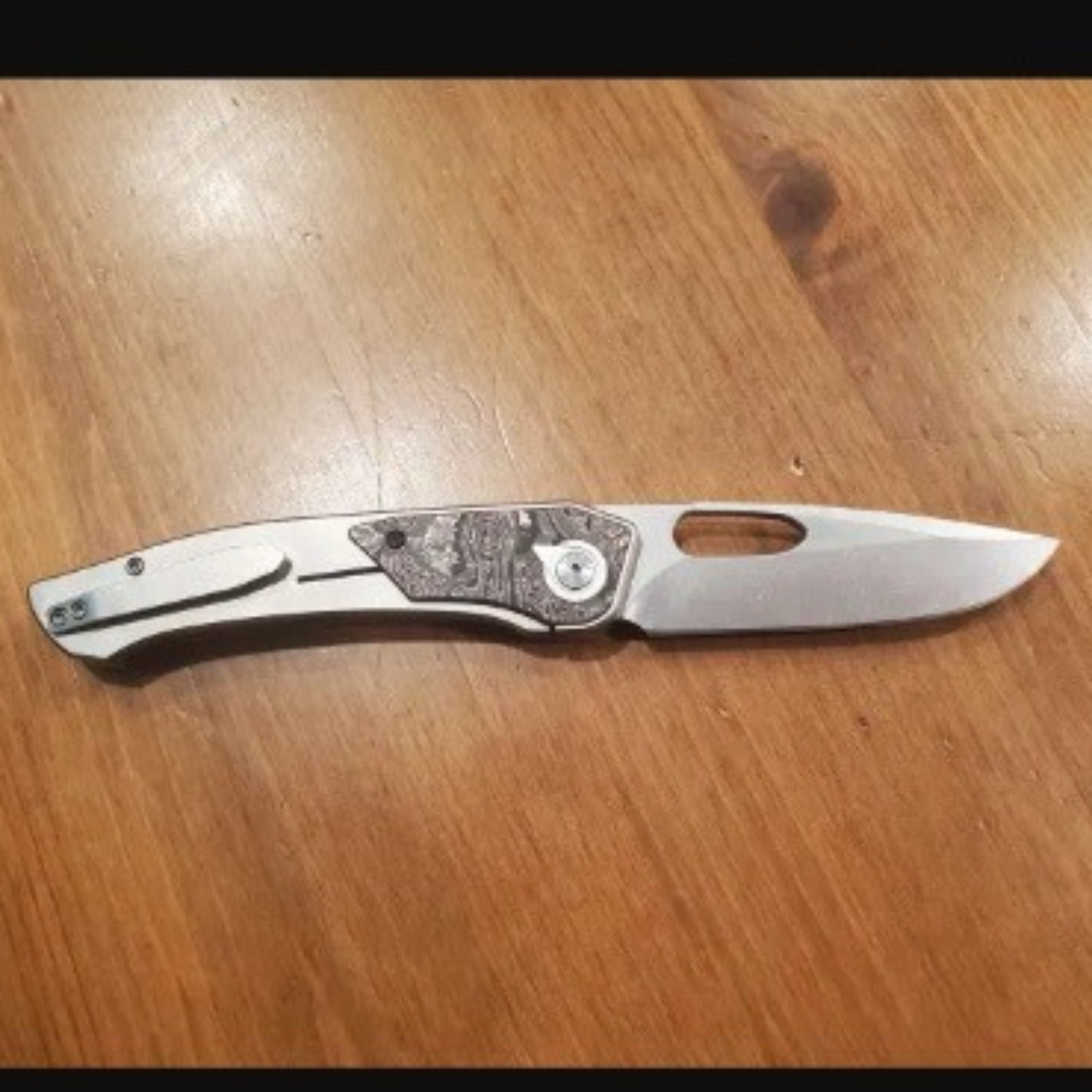 Bladebinge - Caelum Blade Designs The Ari S90V Copper Fat Carbon ...