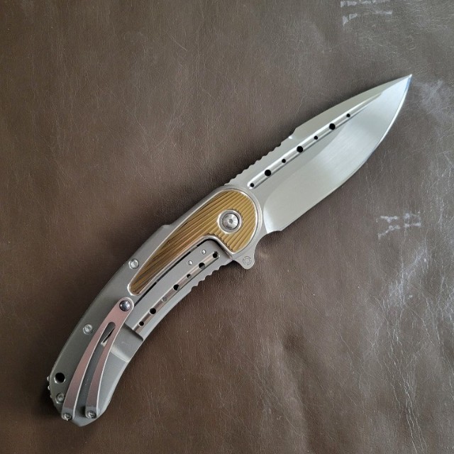 Bladebinge - Todd Begg Steelcraft Bodega