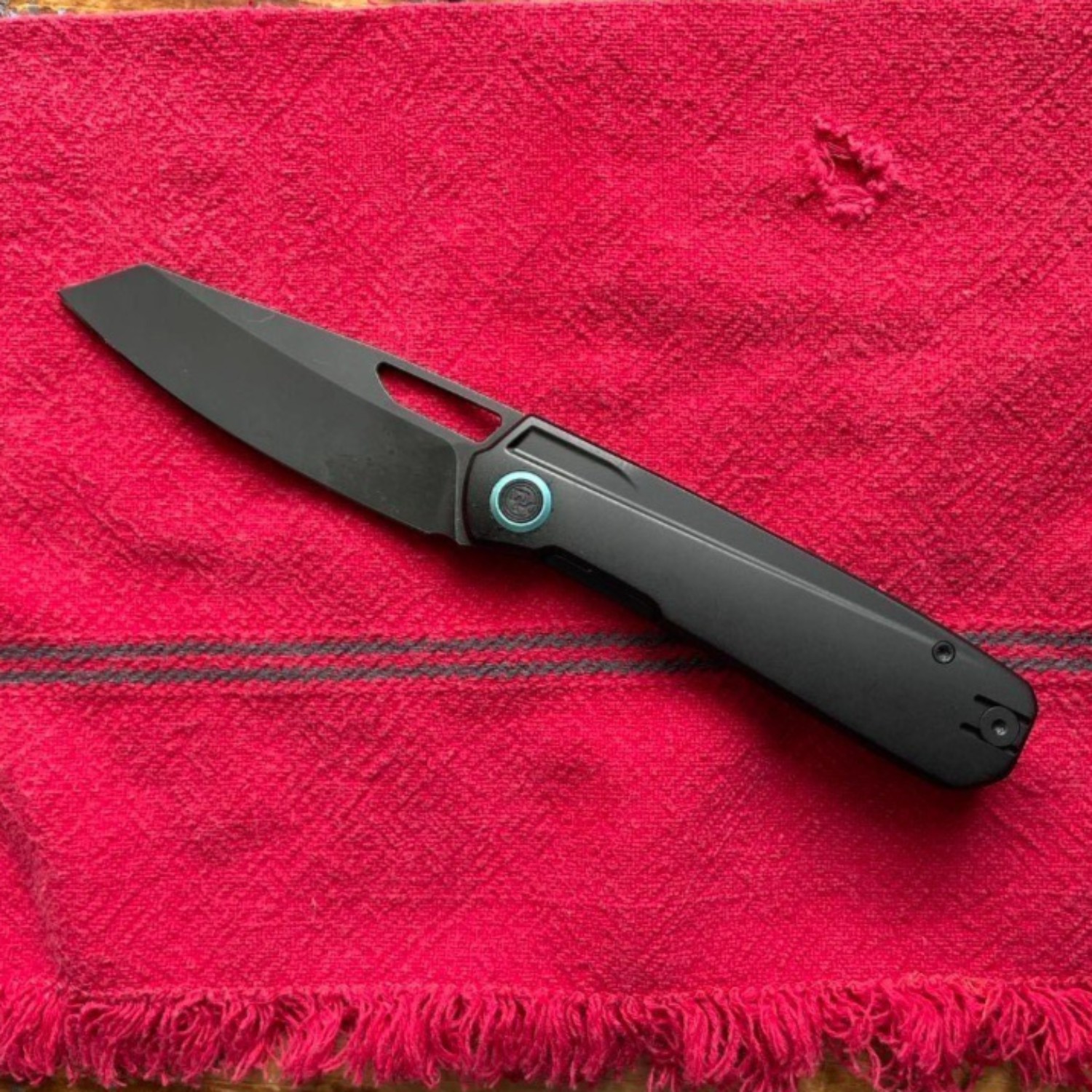 Bladebinge - DIVO DARK MODE MASH PVD Titanium 154CM