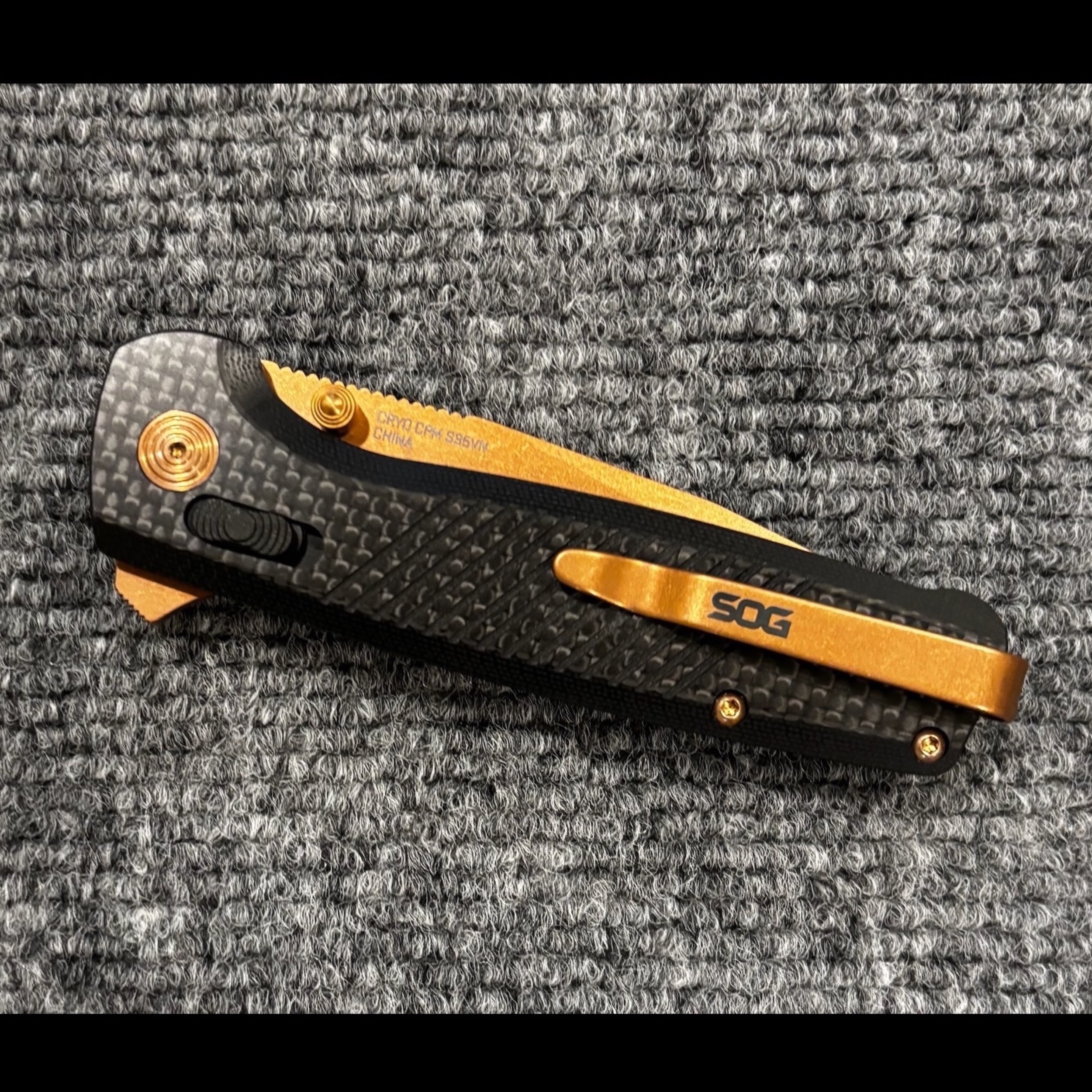 Bladebinge - SOG Terminus XR LTE - Carbon + Rose Gold