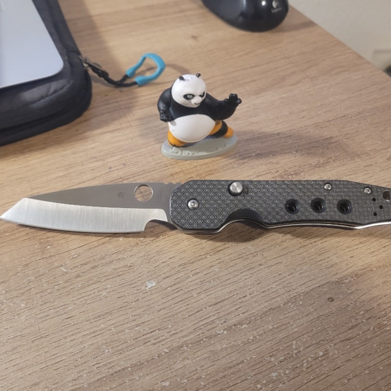 Bladebinge - Spyderco Smock Compression Lock Knife Carbon Fiber (3.3 ...