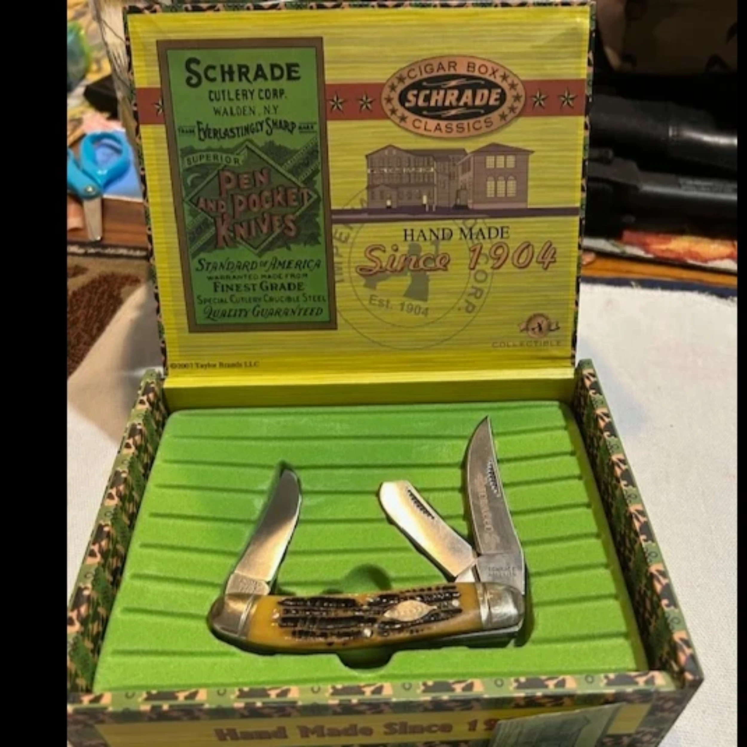Bladebinge - Schrade Cigar box