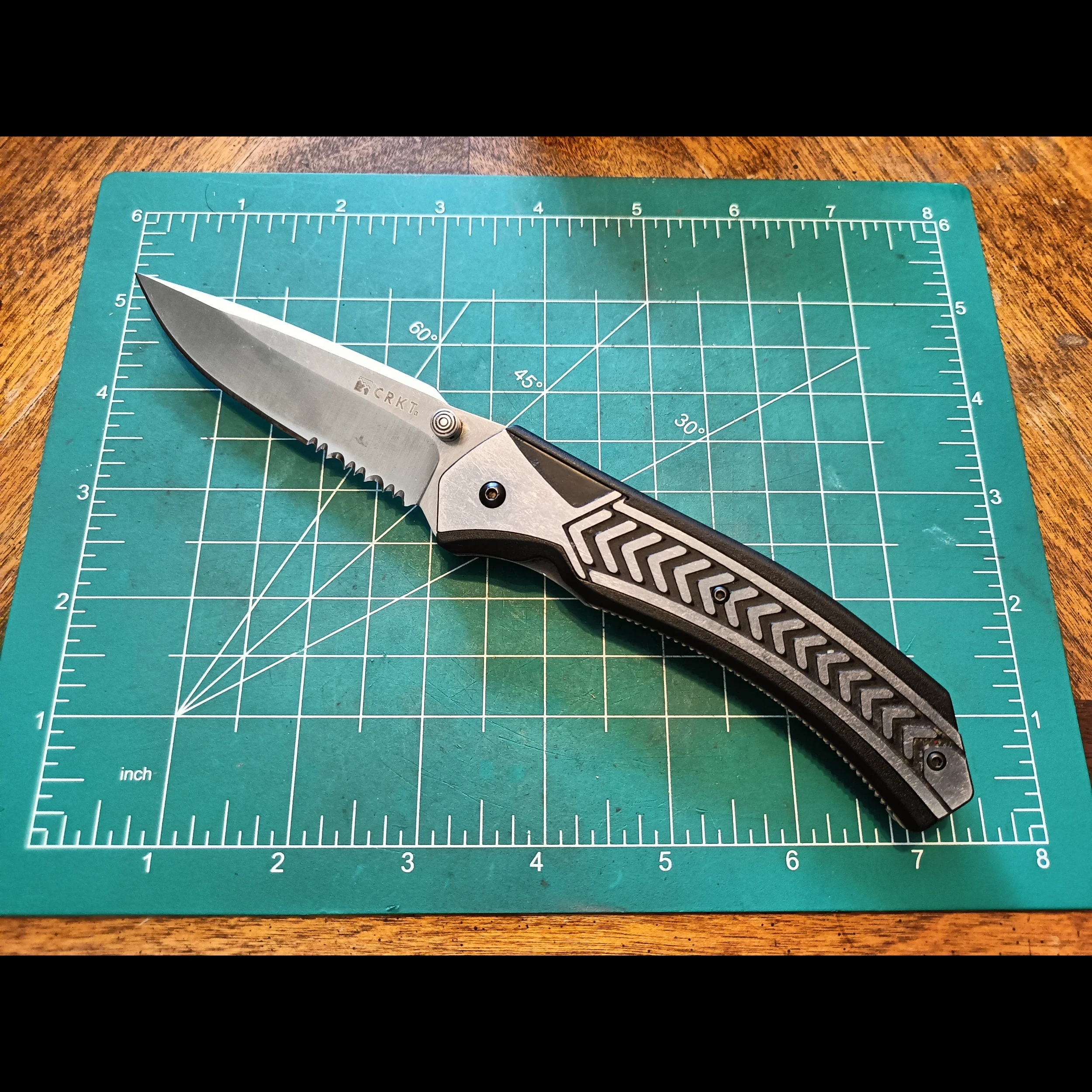 Bladebinge - Price drop CRKT Lift Off