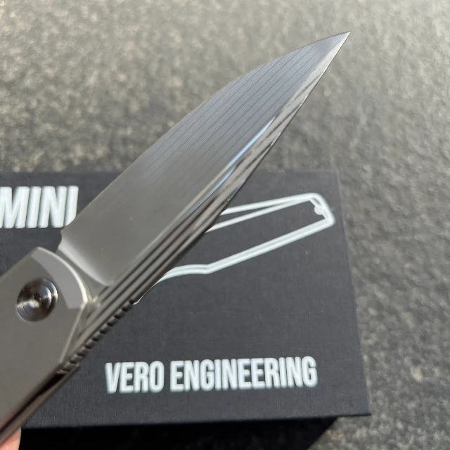 Bladebinge - Vero Engineering Lux Mini 3.3 in Chad Nichols Bacon Damascus
