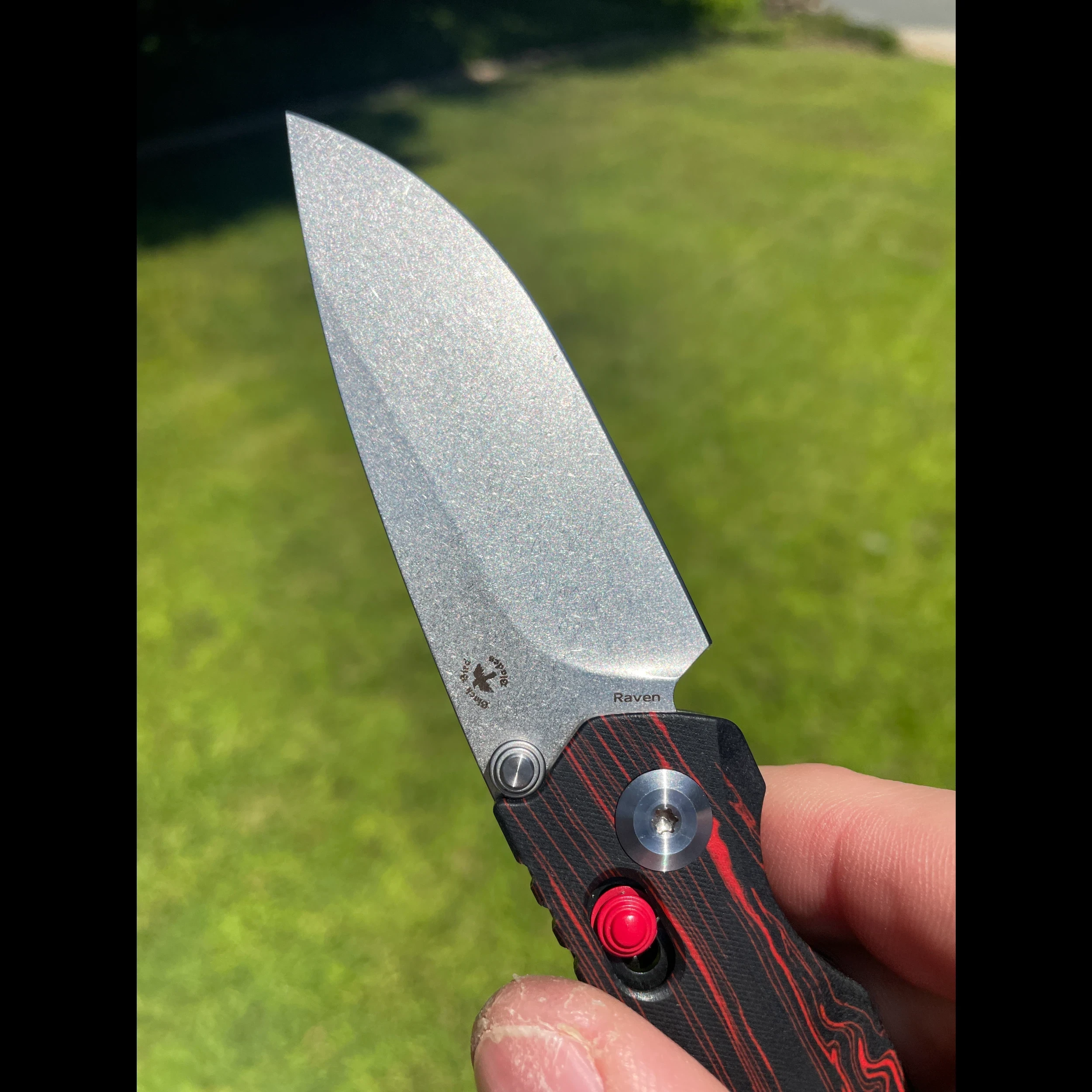 Bladebinge - Tenable Raven - crossbar lock - Red/Black Gmascus