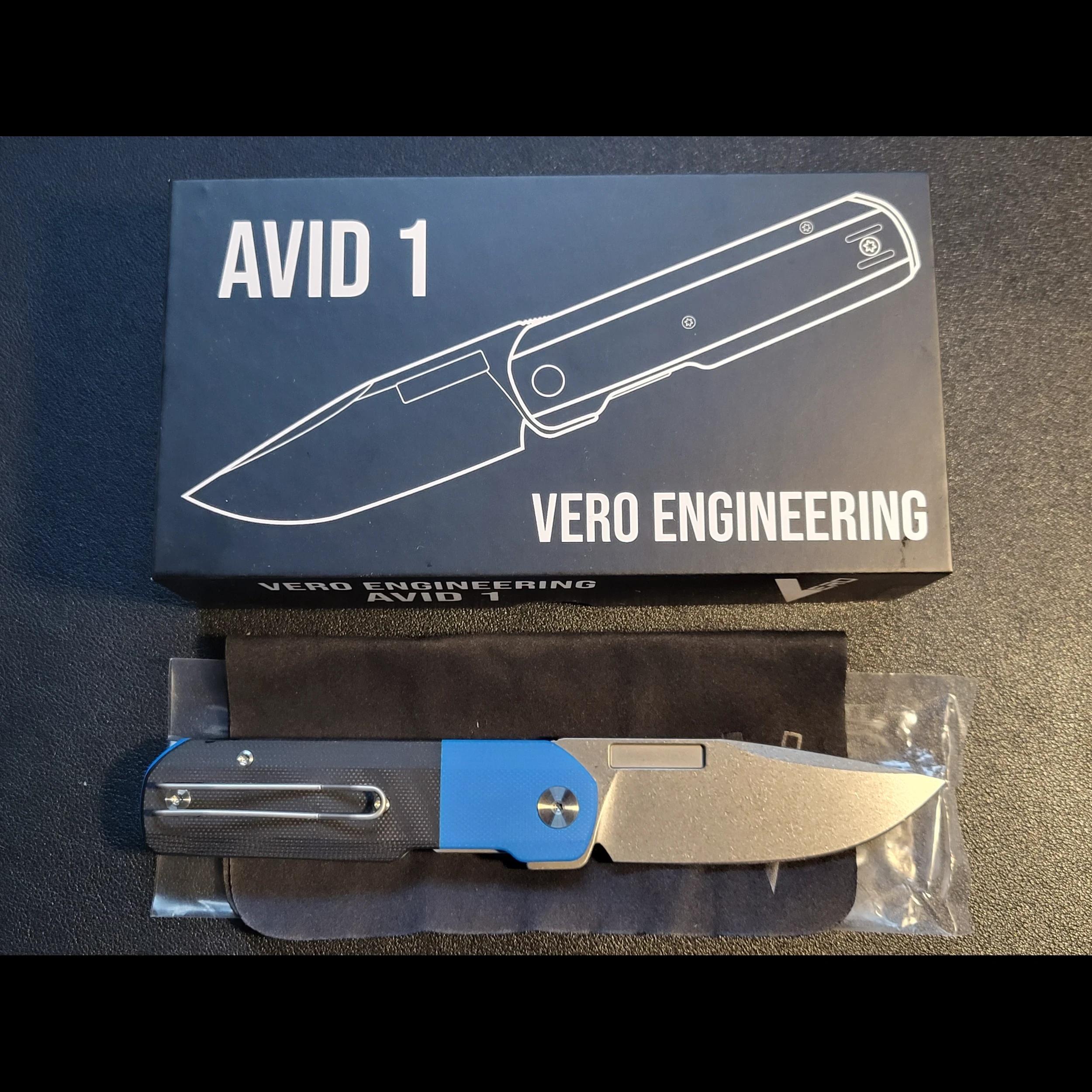 Bladebinge - Vero Engineering Avid 1 Liner Lock Knife Black/Blue G-10 ...