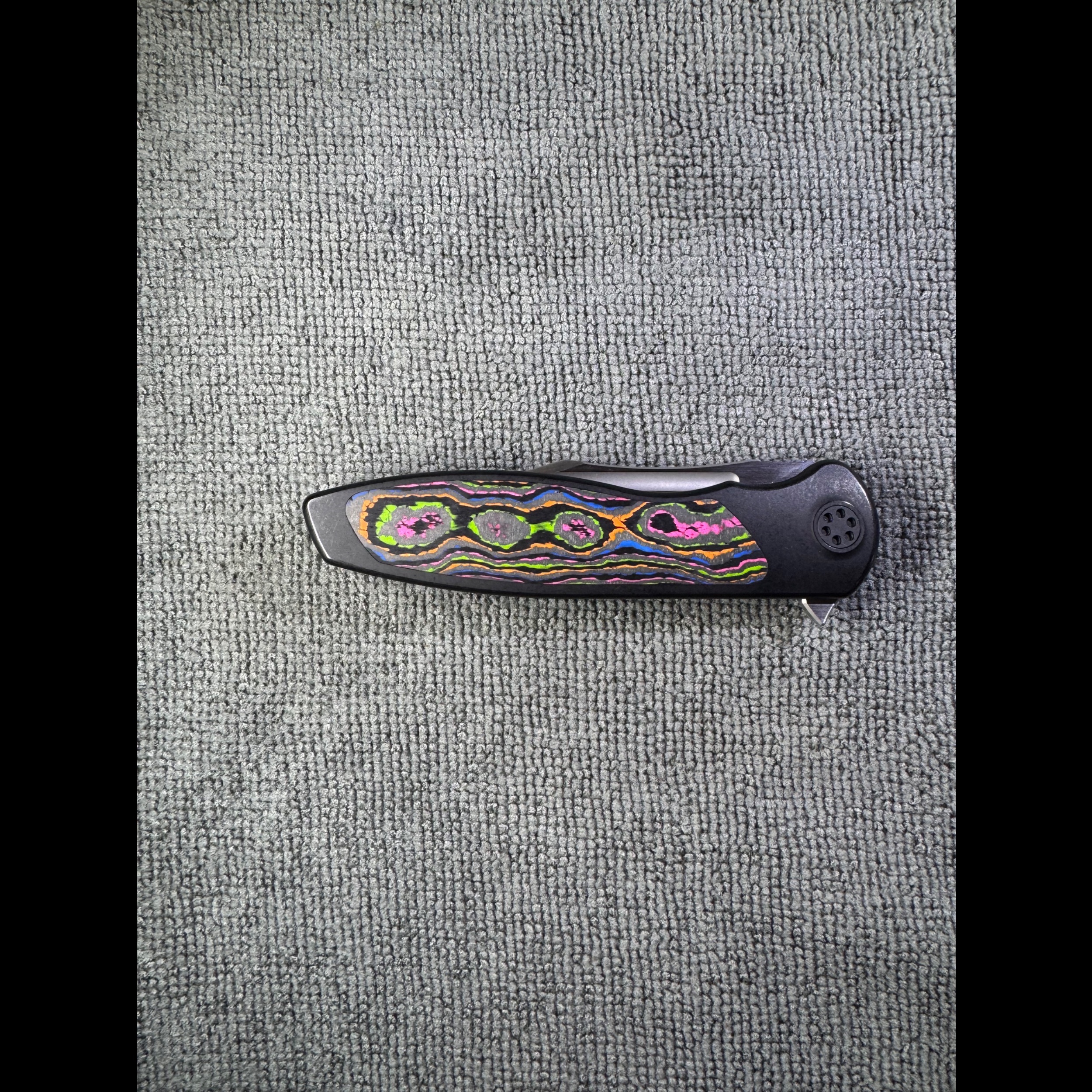 Bladebinge - Kaviso x Sharp by Design Exclusive Mini Tempest 80s Neon ...