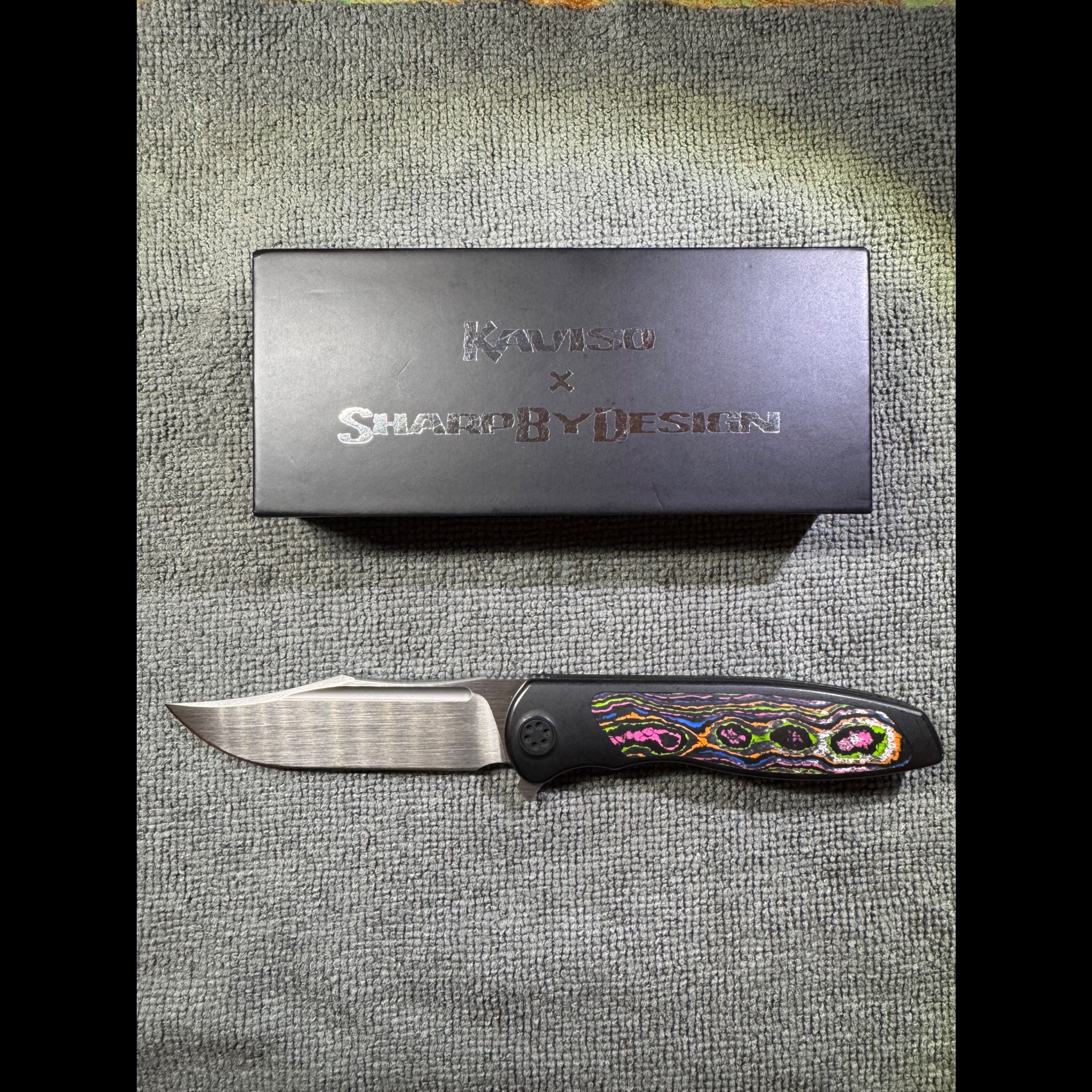Bladebinge - Kaviso x Sharp by Design Exclusive Mini Tempest 80s Neon ...