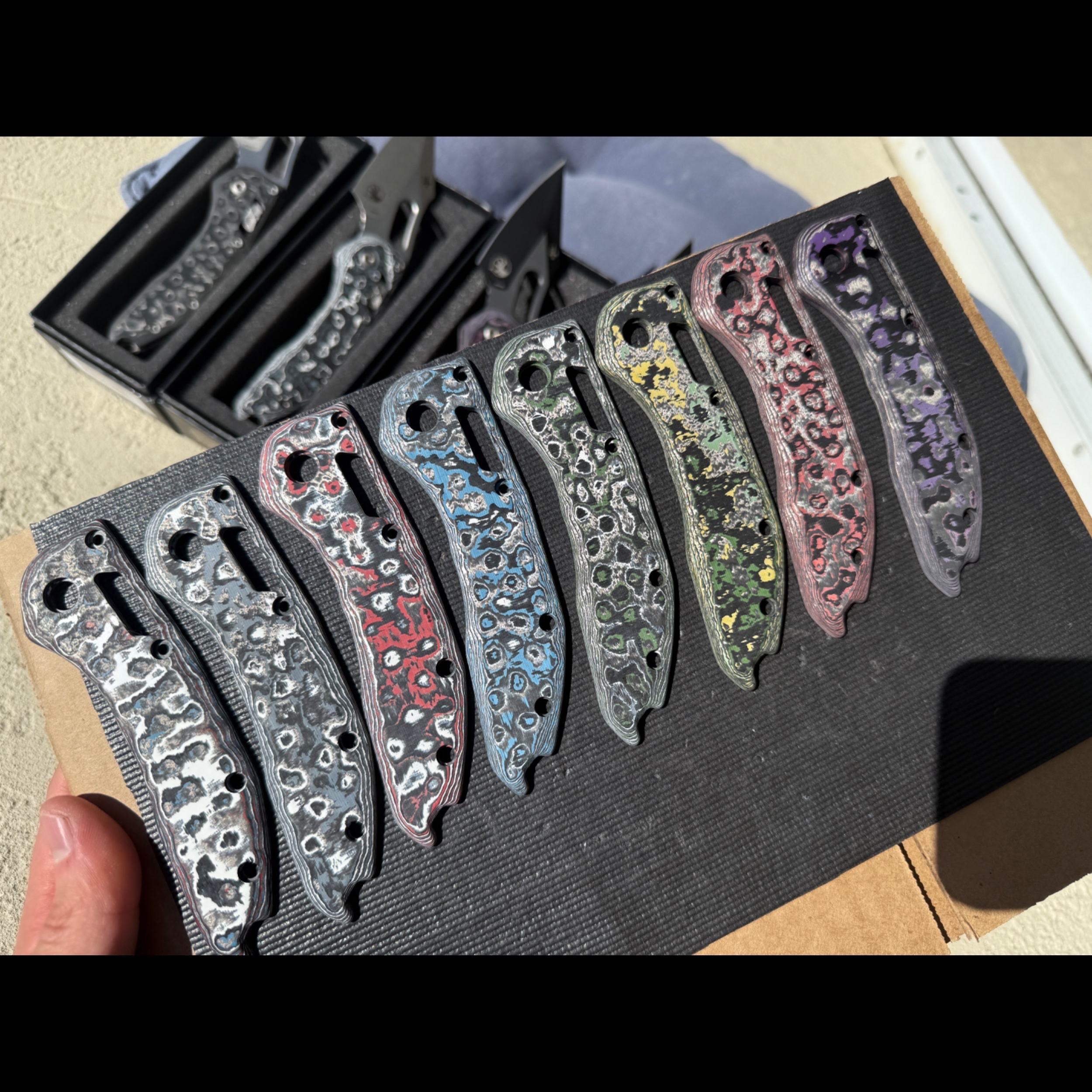 Bladebinge - Microtech Stitch FatCarbon Scales Set. 1 of a kind! MADE ...