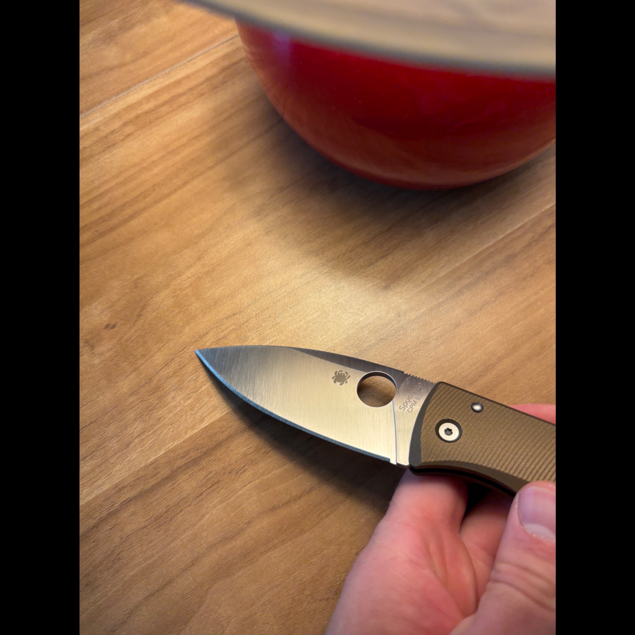Bladebinge - *PRICE DROP* Spyderco Bodacious with AWT aluminum scales