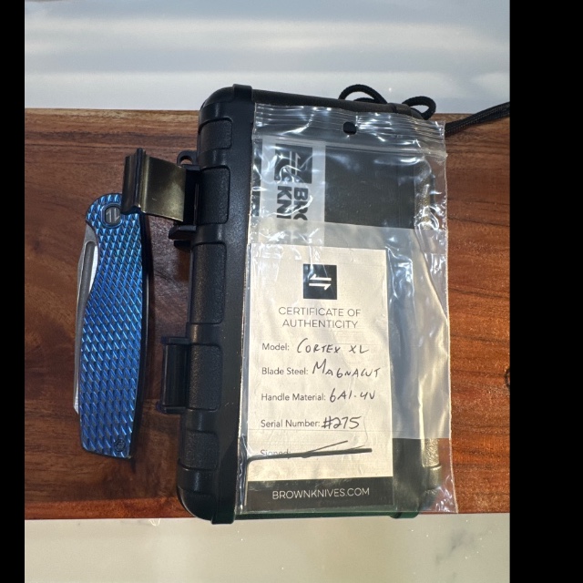 Bladebinge - Brown knive Cortex XL