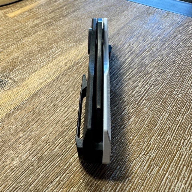 Bladebinge - Winter Blade M-Fire White Titanium & Carbon Fiber, Black ...