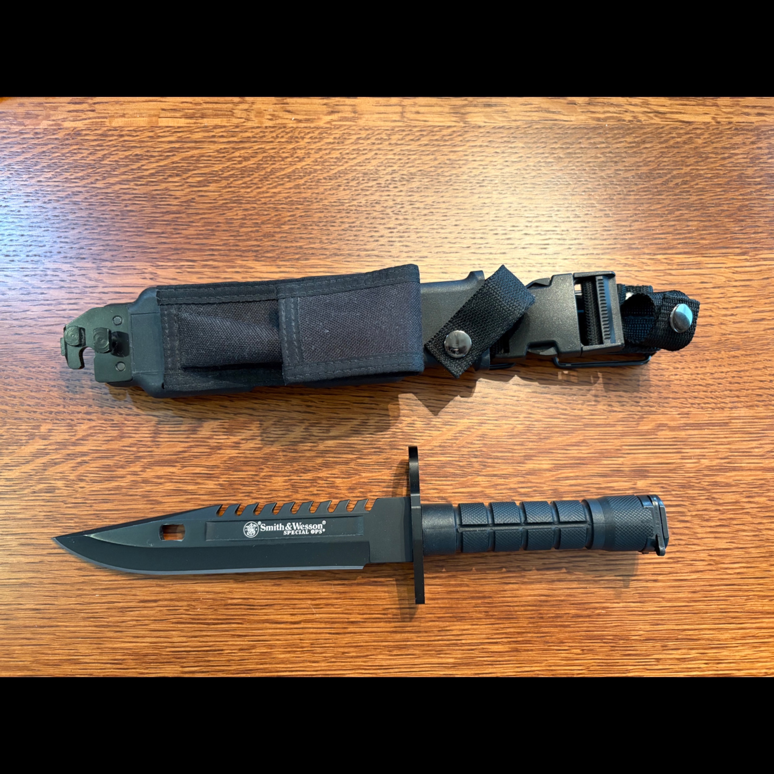 Bladebinge - SMITH & WESSON SW3B SPECIAL OPS M-9 BAYONET FIXED BLADE