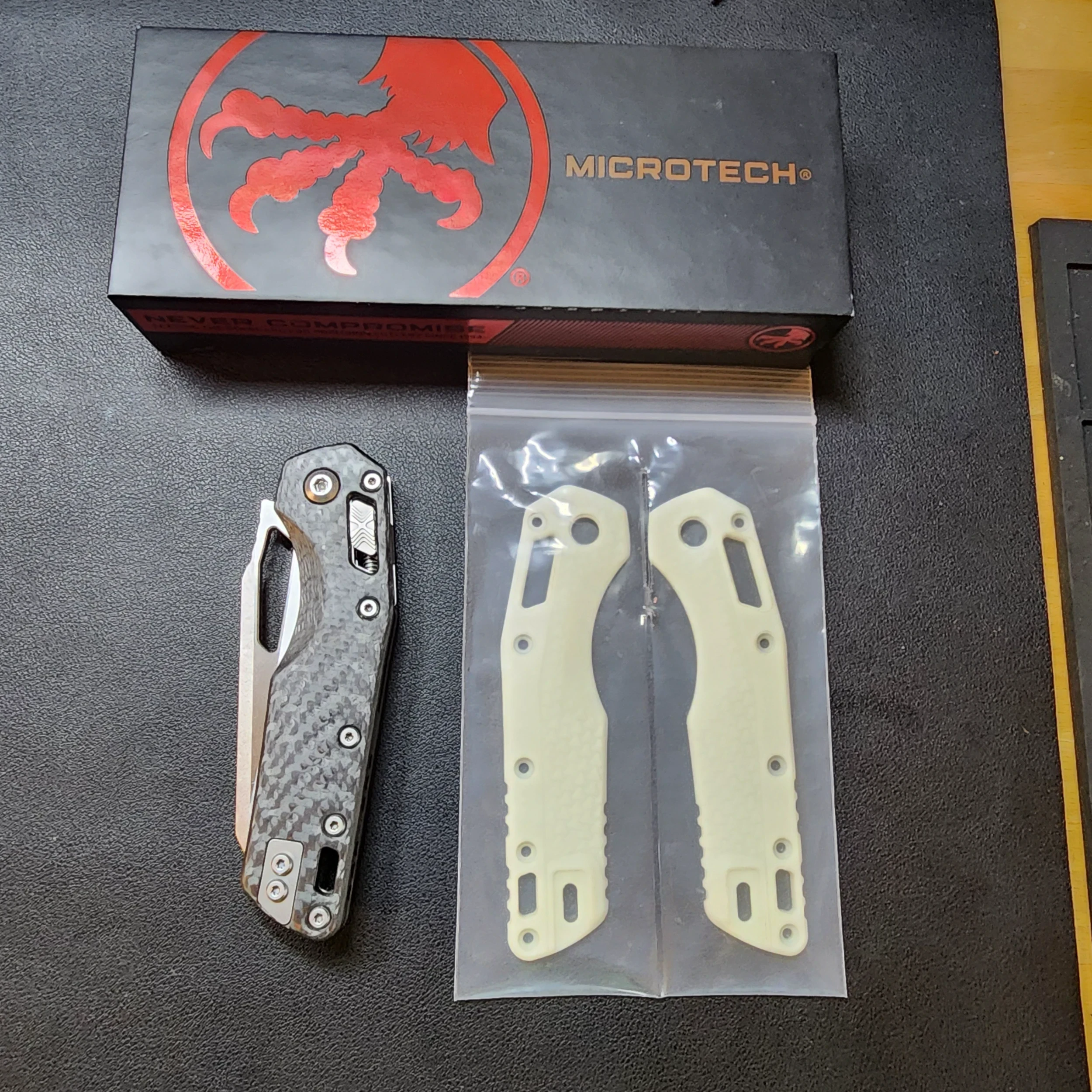 Bladebinge - Microtech Microtech MSI RAM-LOK S/E White Tri-Grip Polymer Stonewash plain edge ...