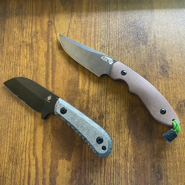 Bladebinge - 2 Fixed blades: Kizer Deckhand & American Buffalo Elite ...