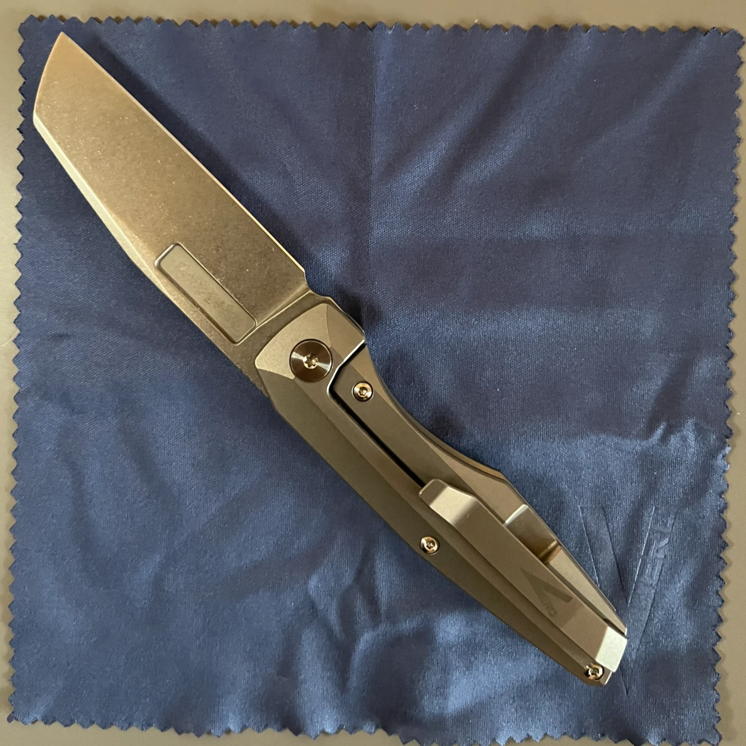 Bladebinge - Vero Axon Mini