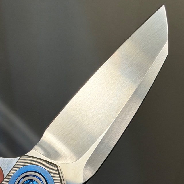 Bladebinge - Skiff Made Blades Asylum #70