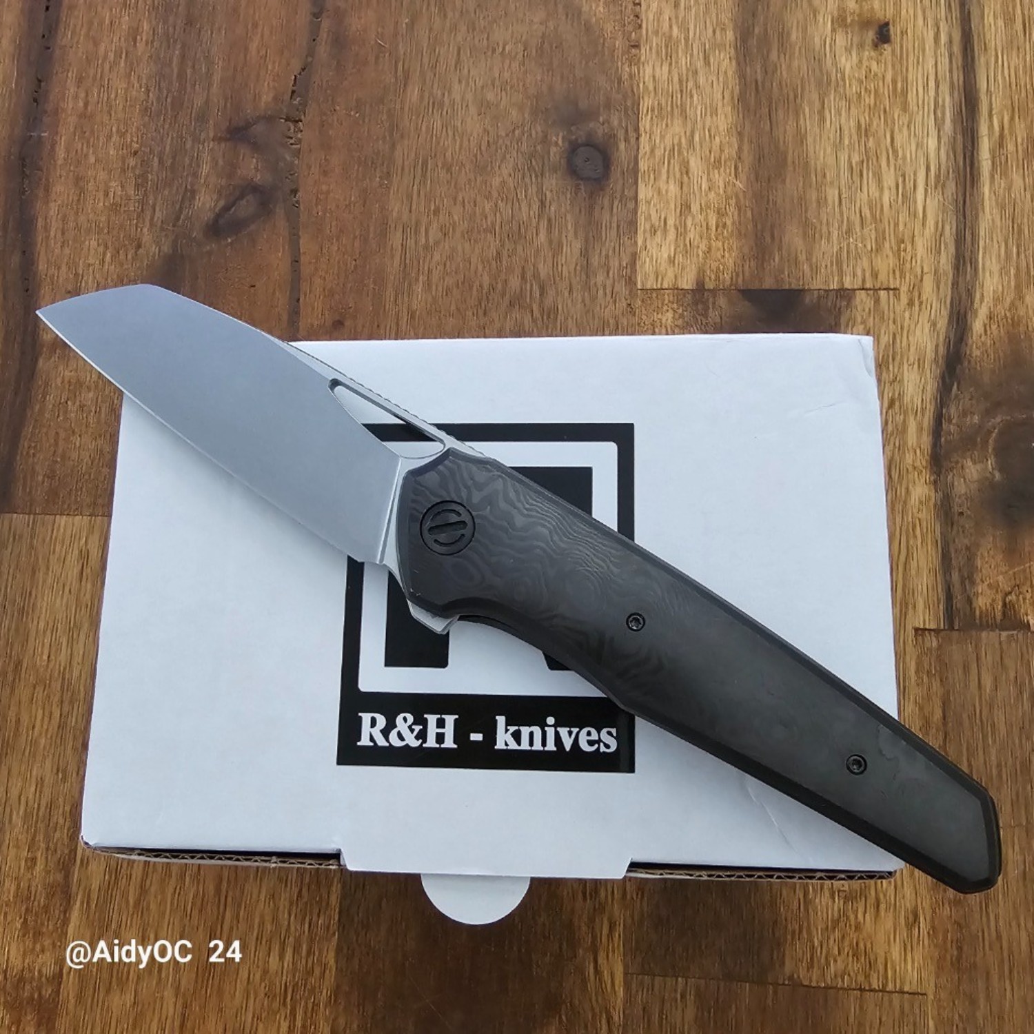 Bladebinge - R&H Knives Custom Tasca 2