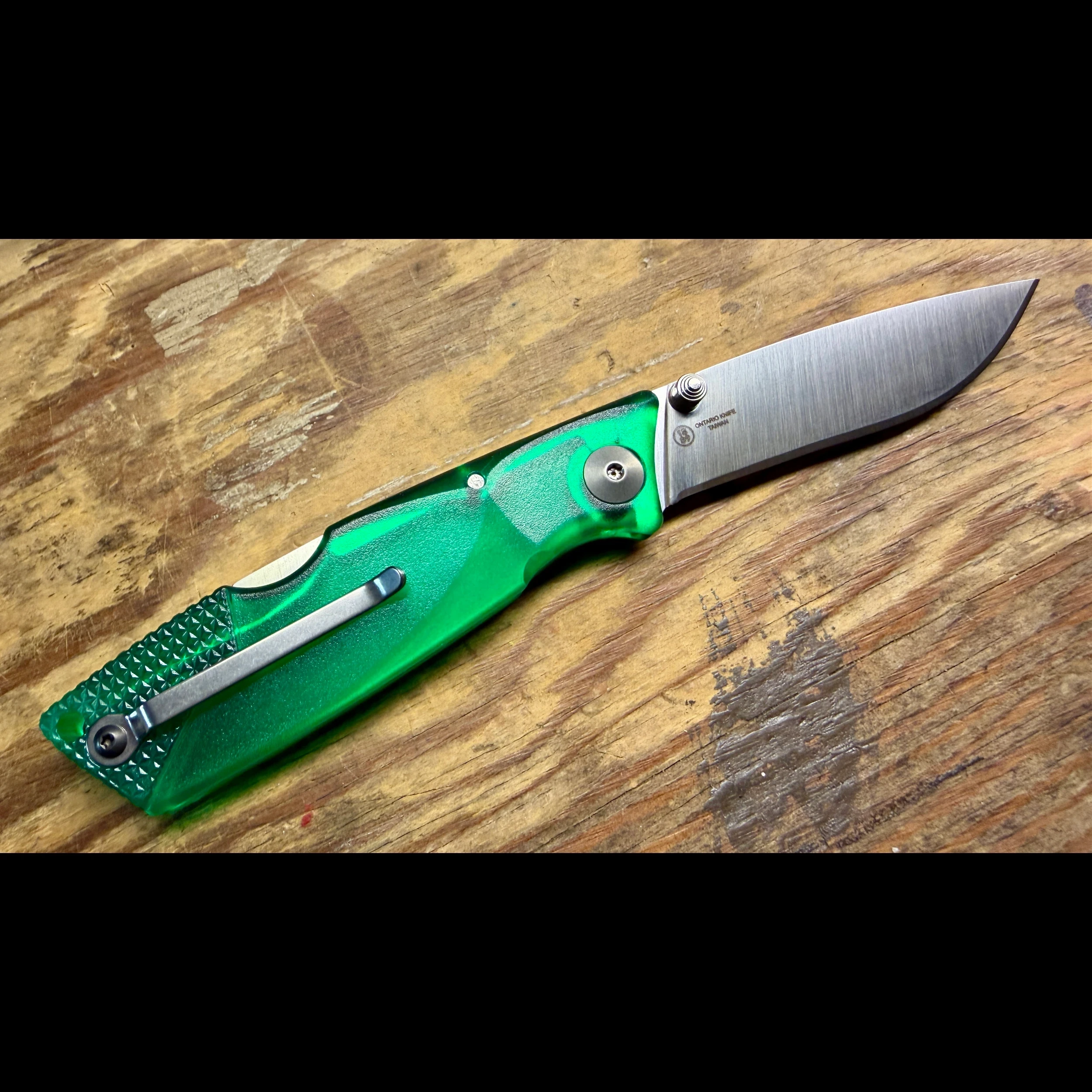 Bladebinge - ONTARIO KNIFE COMPANY ICE SERIES: TERRAIN WRAITH Lockback ...