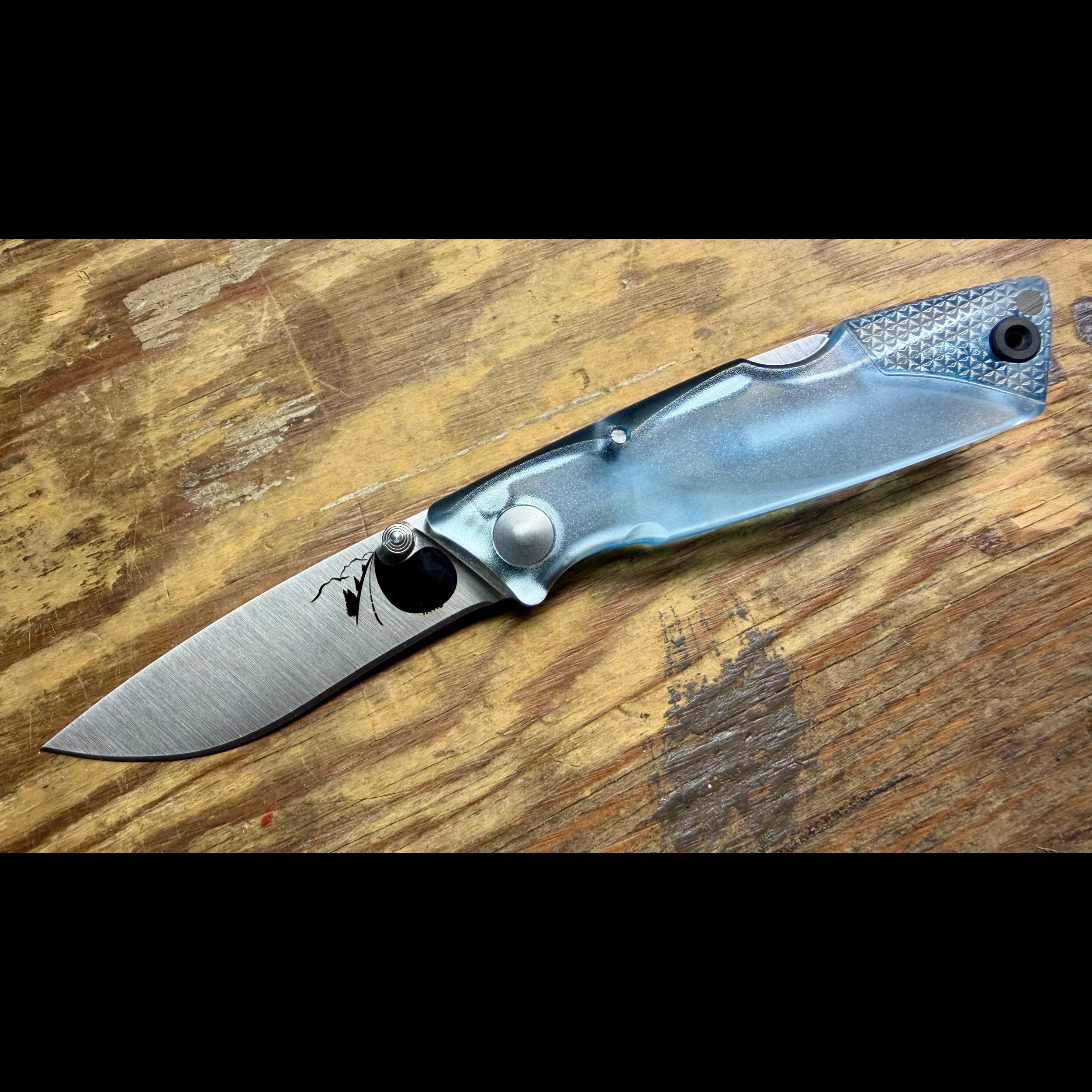 Bladebinge - ONTARIO KNIFE COMPANY ICE SERIES: GLACIER Lockback Blue ...