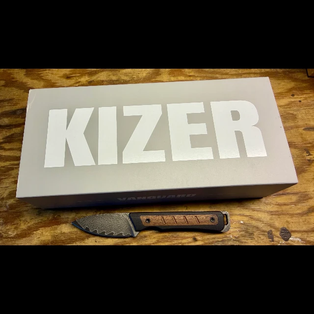 Bladebinge - KIZER WHISKEY JACK Fixed Blade Black G-10/Mkuruti Wood ...