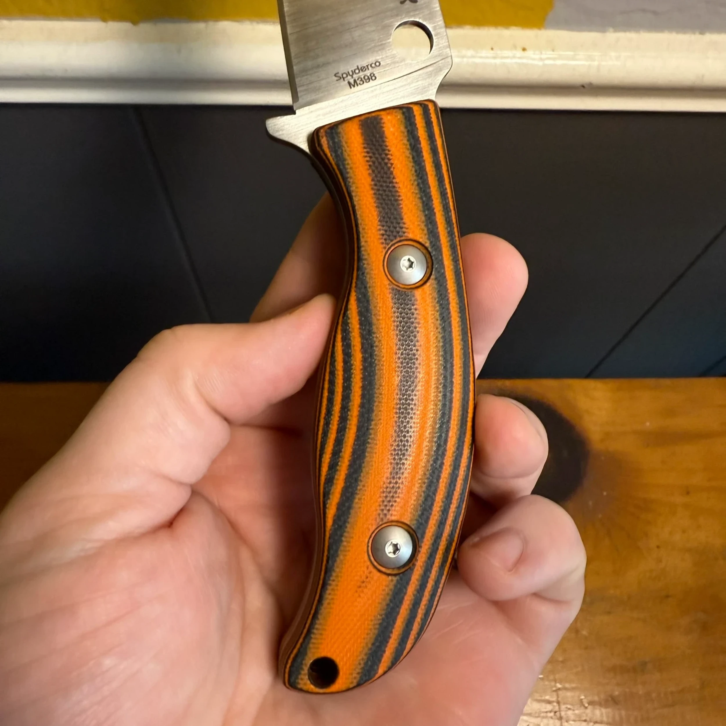 Bladebinge - Spyderco Mule Team M398 MT38