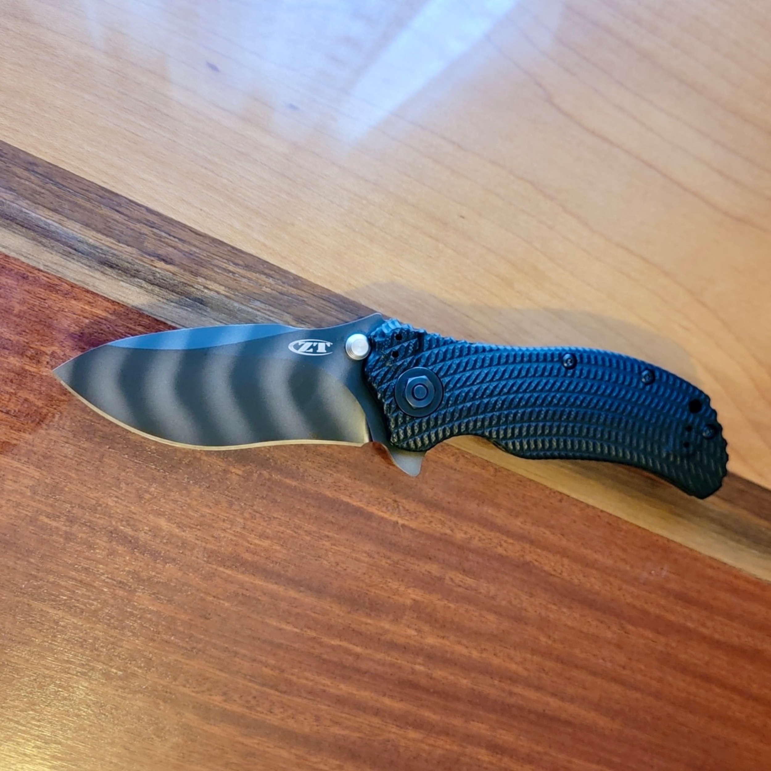 Bladebinge - Zero Tolerance ZT 0303 Ken Onion Folding Knife S30V USA ...