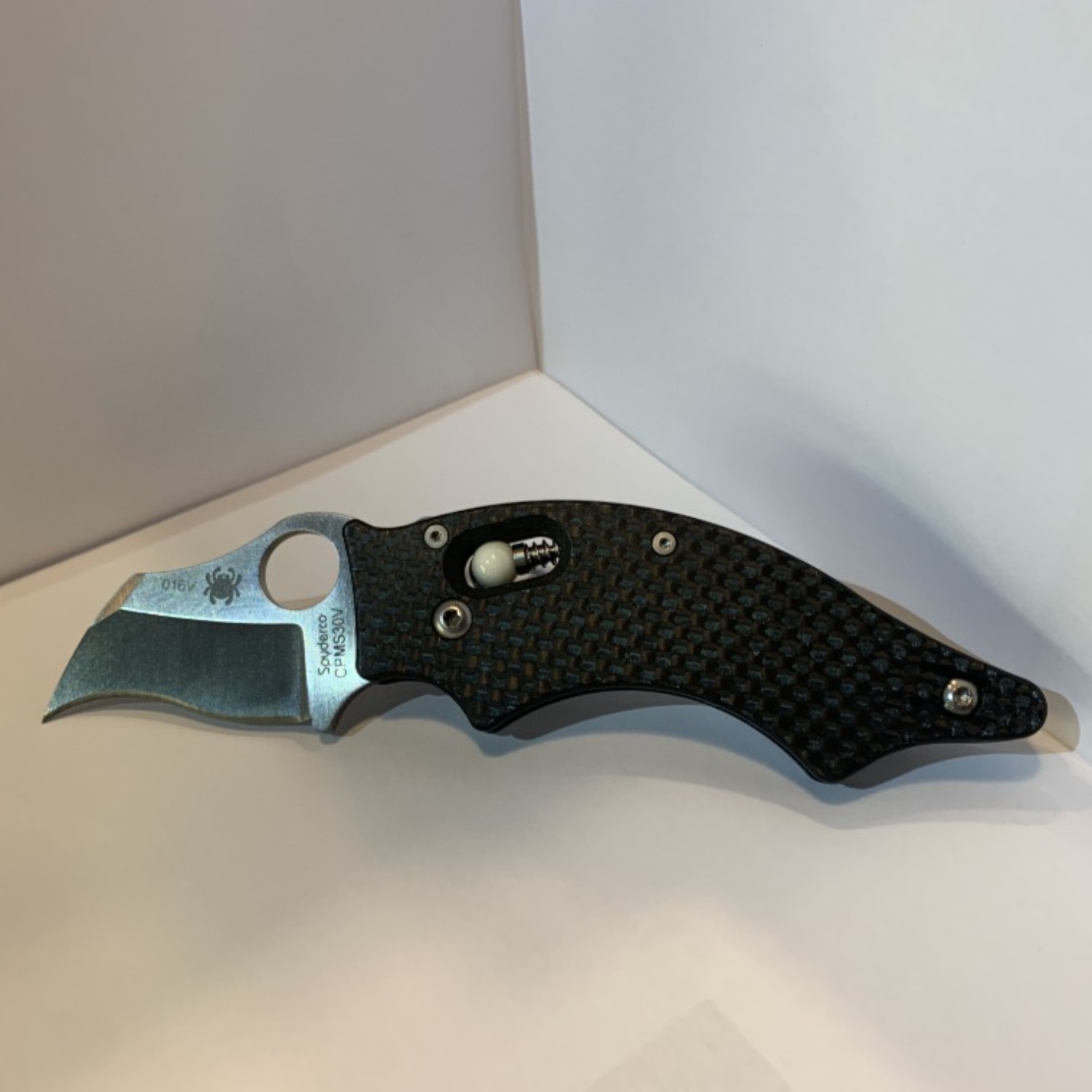 Bladebinge - Spyderco Dodo Carbon Fiber