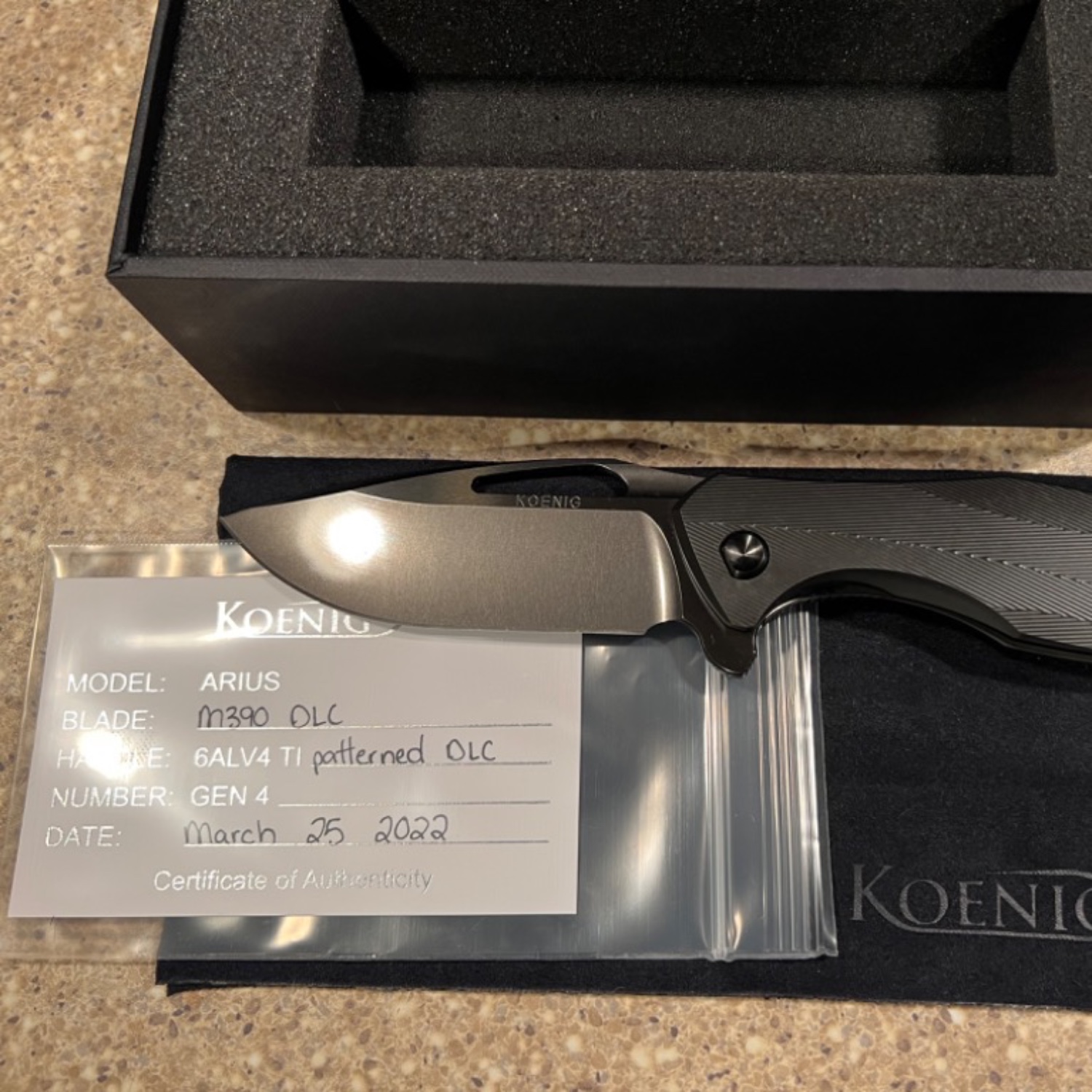 Bladebinge - Koenig Arius