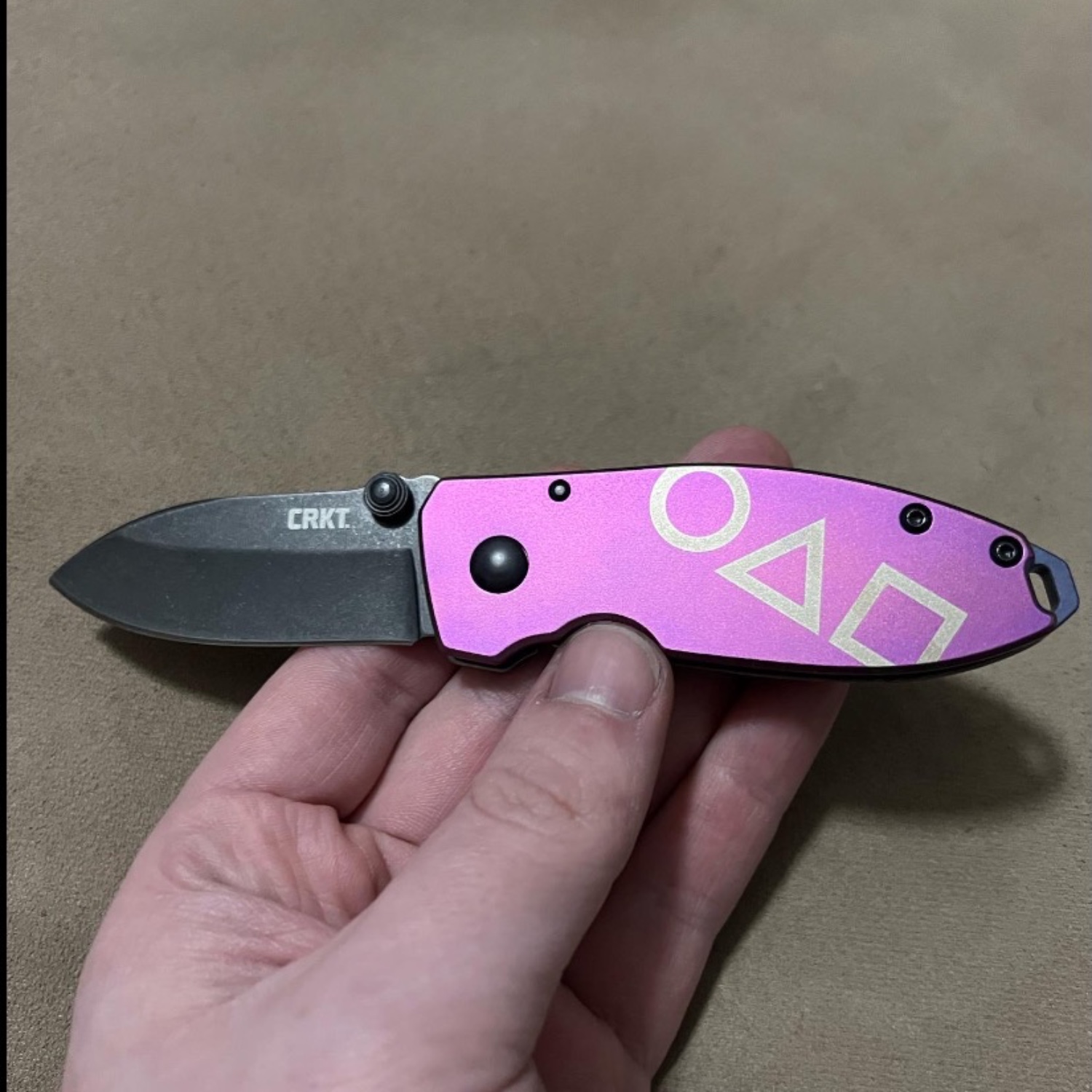 Bladebinge - NEW Squid Game Themed CRKT Squid Pocket Knife