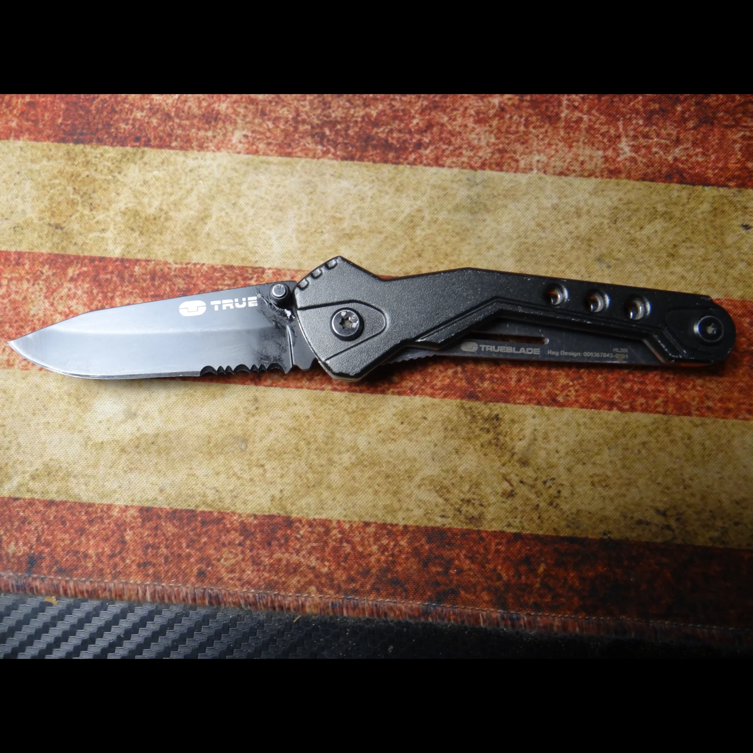 Bladebinge - Trueblade Folding Knife HL201