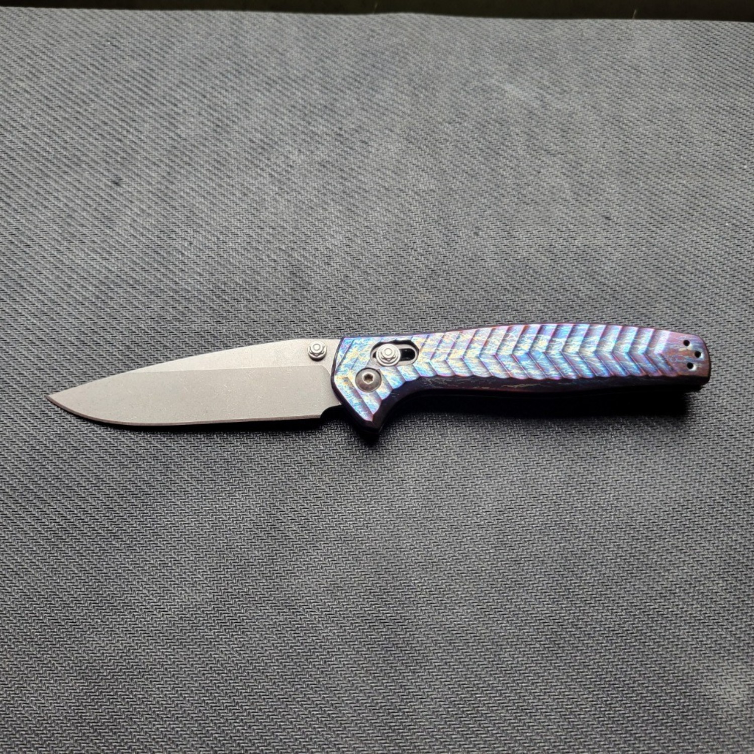 Bladebinge - Benchmade Anthem with custom entropic lightning ano