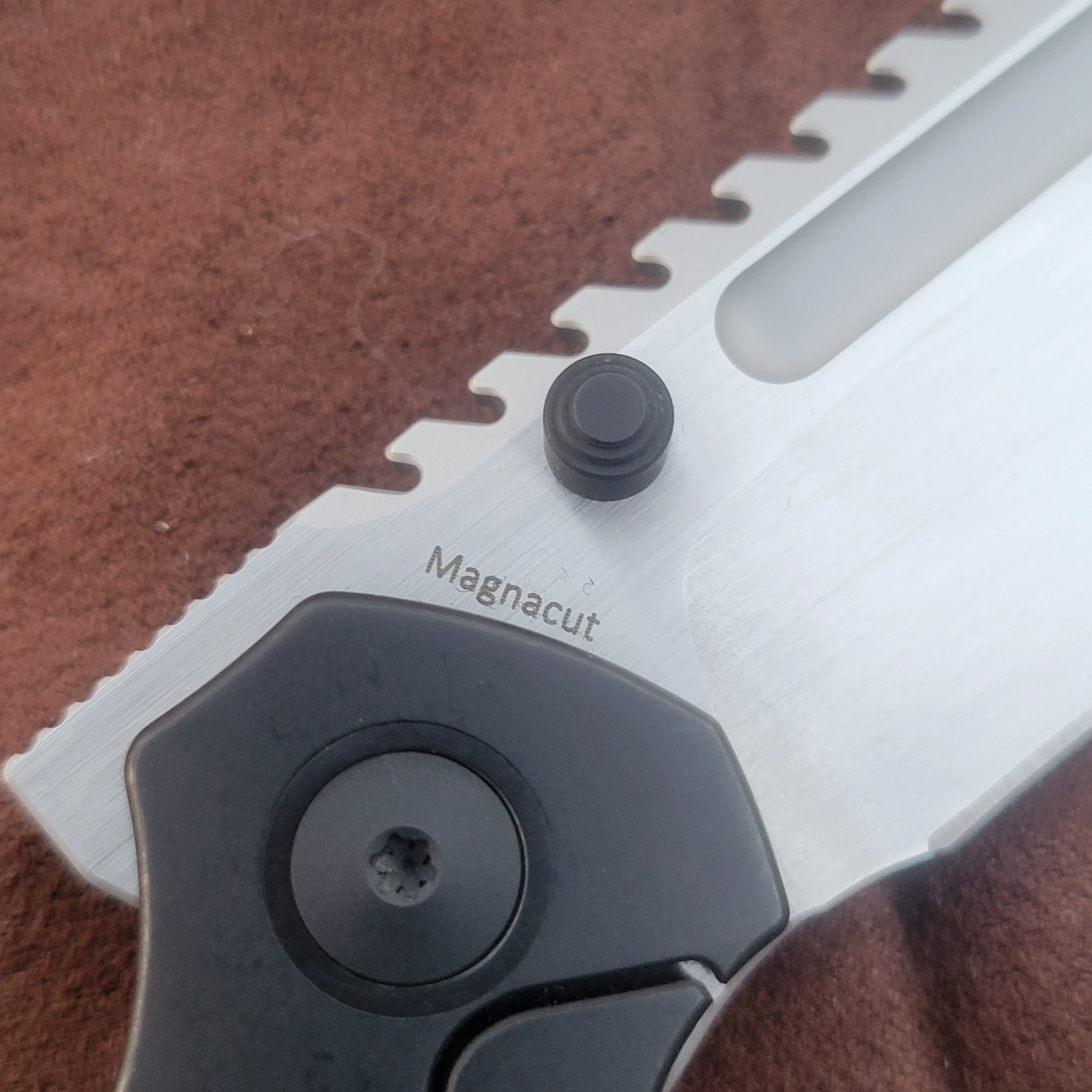 Bladebinge - Mini Ultimatum - Hand Rub MagnaCut Blade Grind No. 2 ...