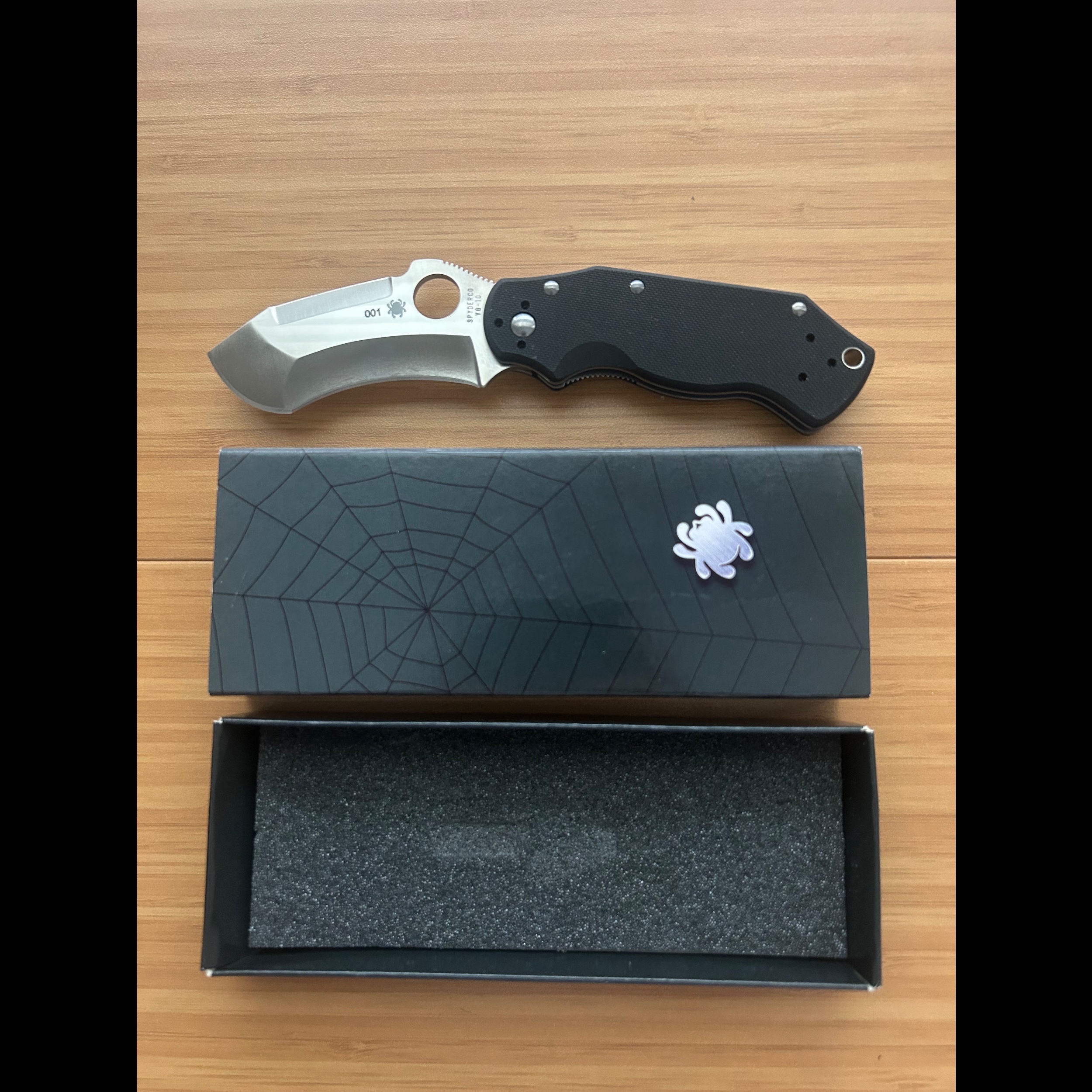 Bladebinge - Spyderco #001 Jason Breeden Captain C111GP - Black G10 ...