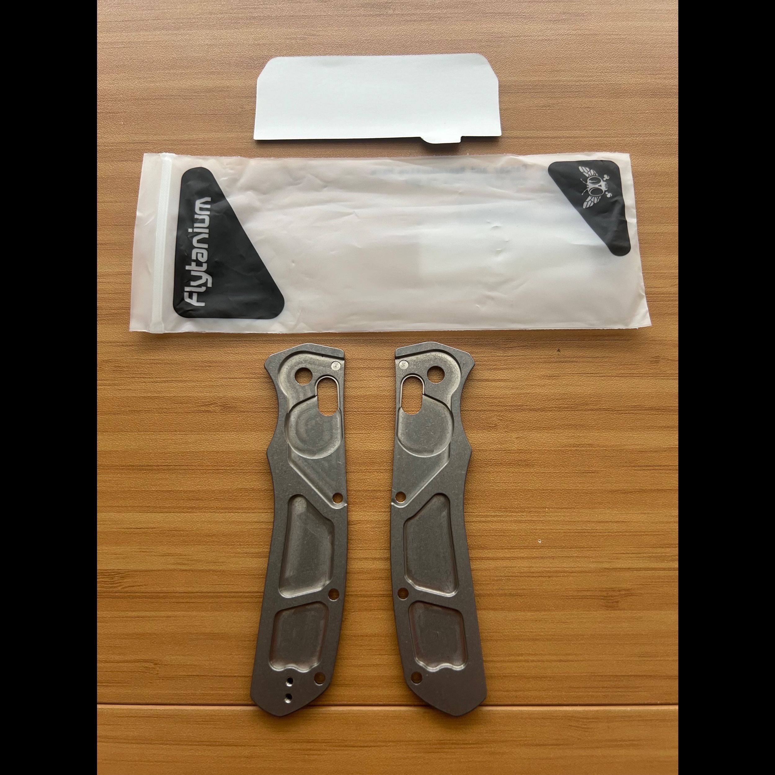 Bladebinge - Hogue Deka (Gen 2) Flytanium Handle Scales - Distortion SW Titanium FLY-1300S