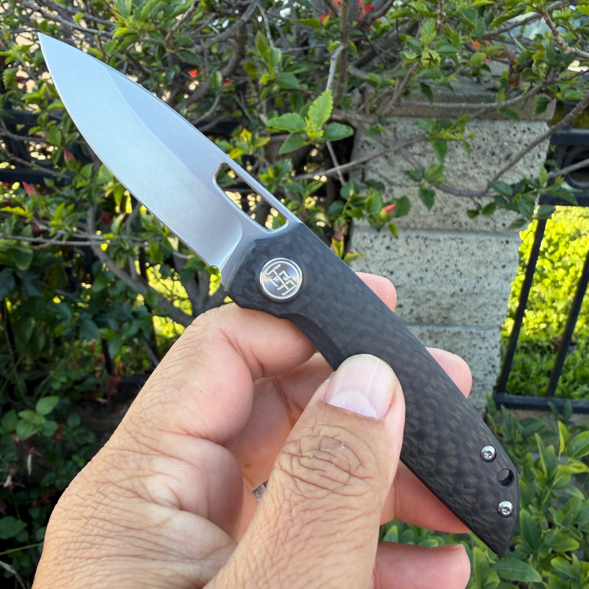 Bladebinge - 🔥🔥 HEADesigns Chief Folding Knife S35VN Carbon Fiber ...