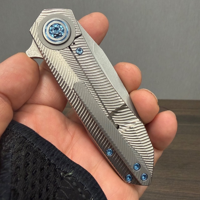 Bladebinge - 🔥🔥 Skiff Asylum Elmax Stone Washed Blade Ice Blue Titanium ...