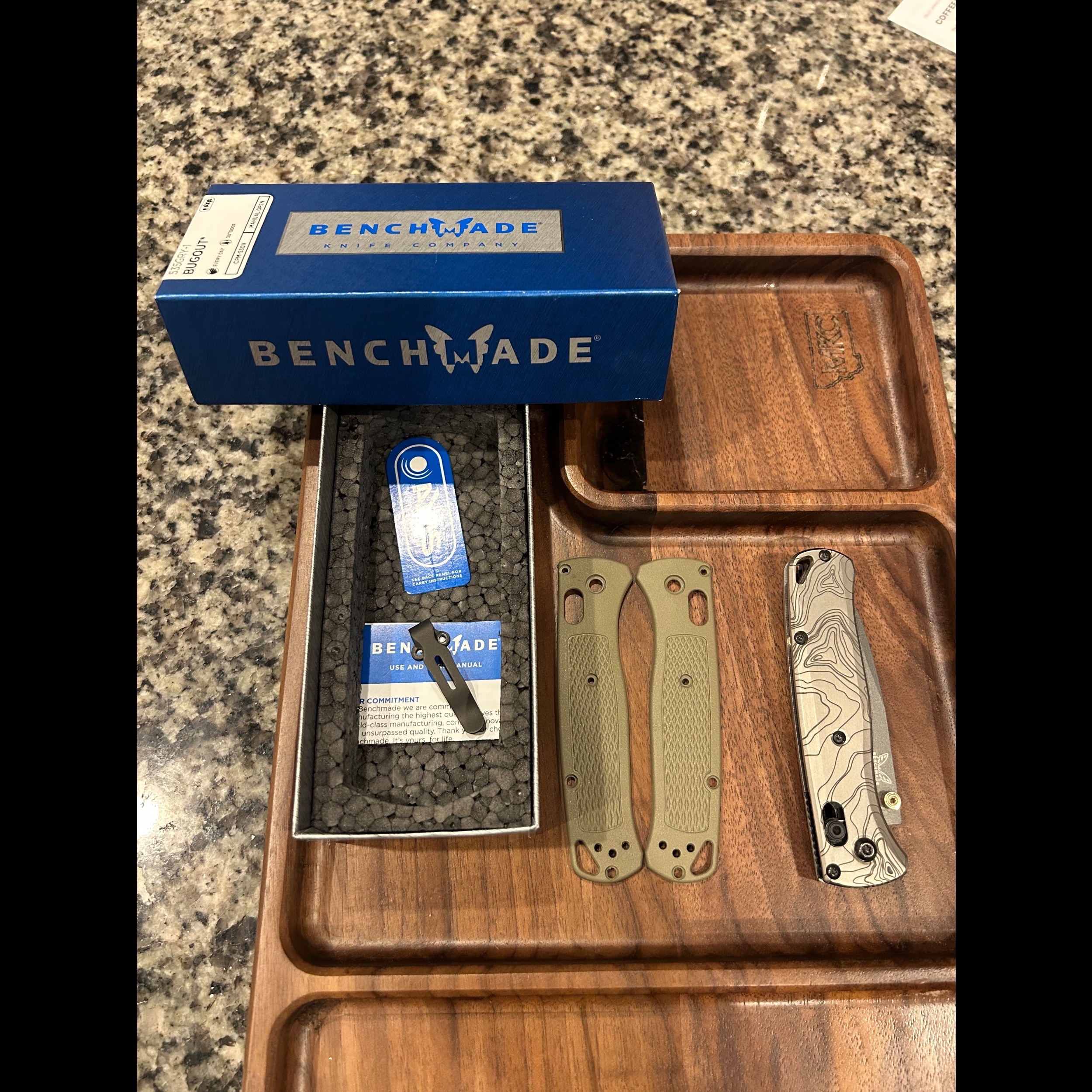 Bladebinge - Benchmade Bugout Titanium Topo Metonboss Scales