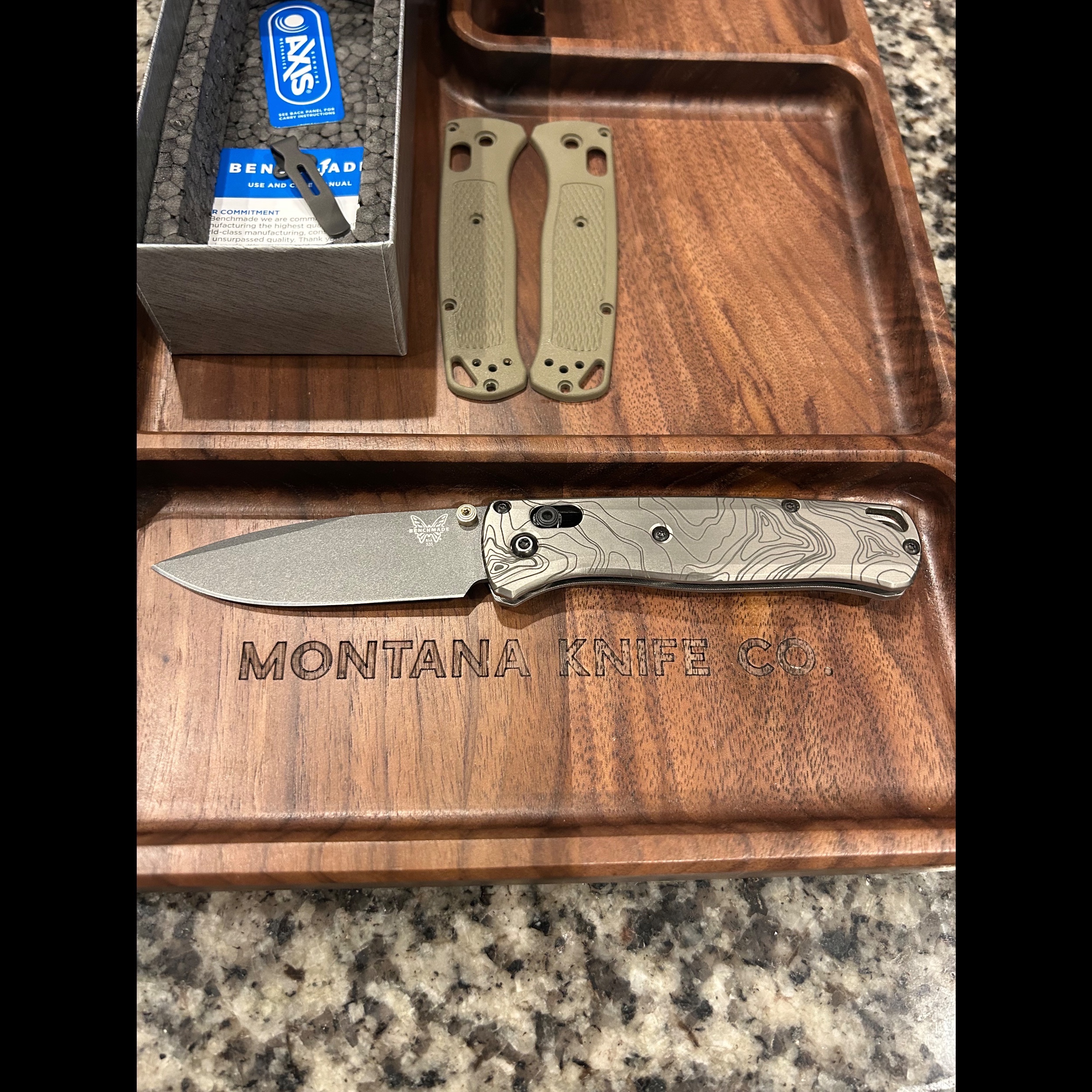 Bladebinge - Benchmade Bugout Titanium Topo Metonboss Scales